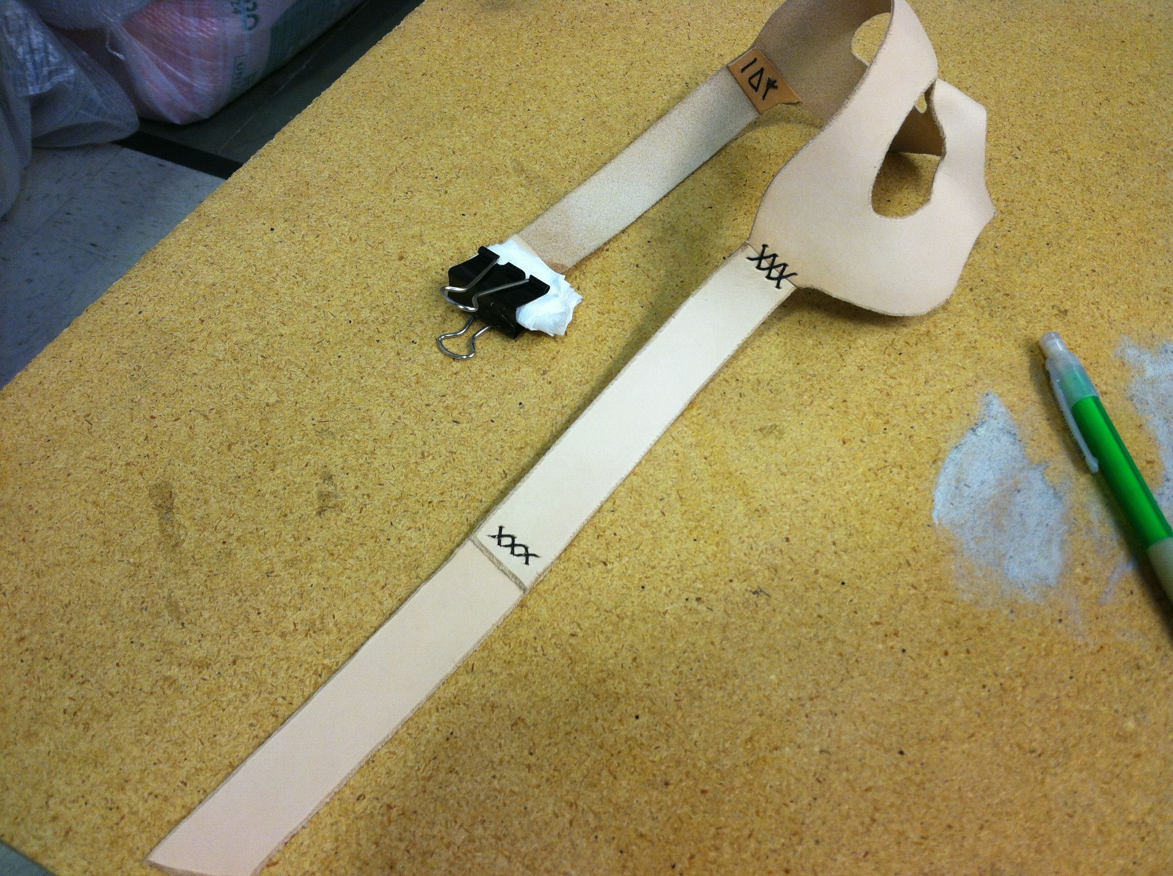 Leather Bandit or Hero Mask : 6 Steps (with Pictures) - Instructables