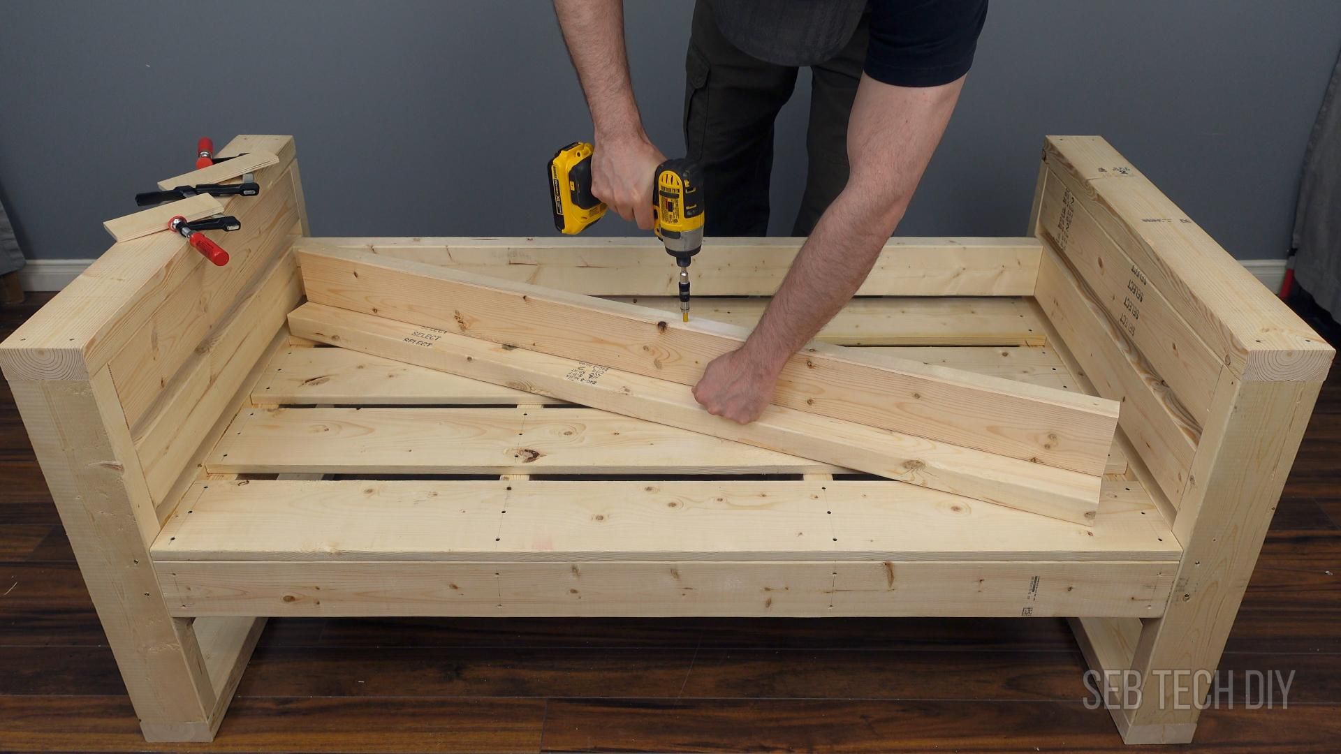 Easy Outdoor Sofa From 2x4s and Two Power Tools! : 12 Steps (with ...