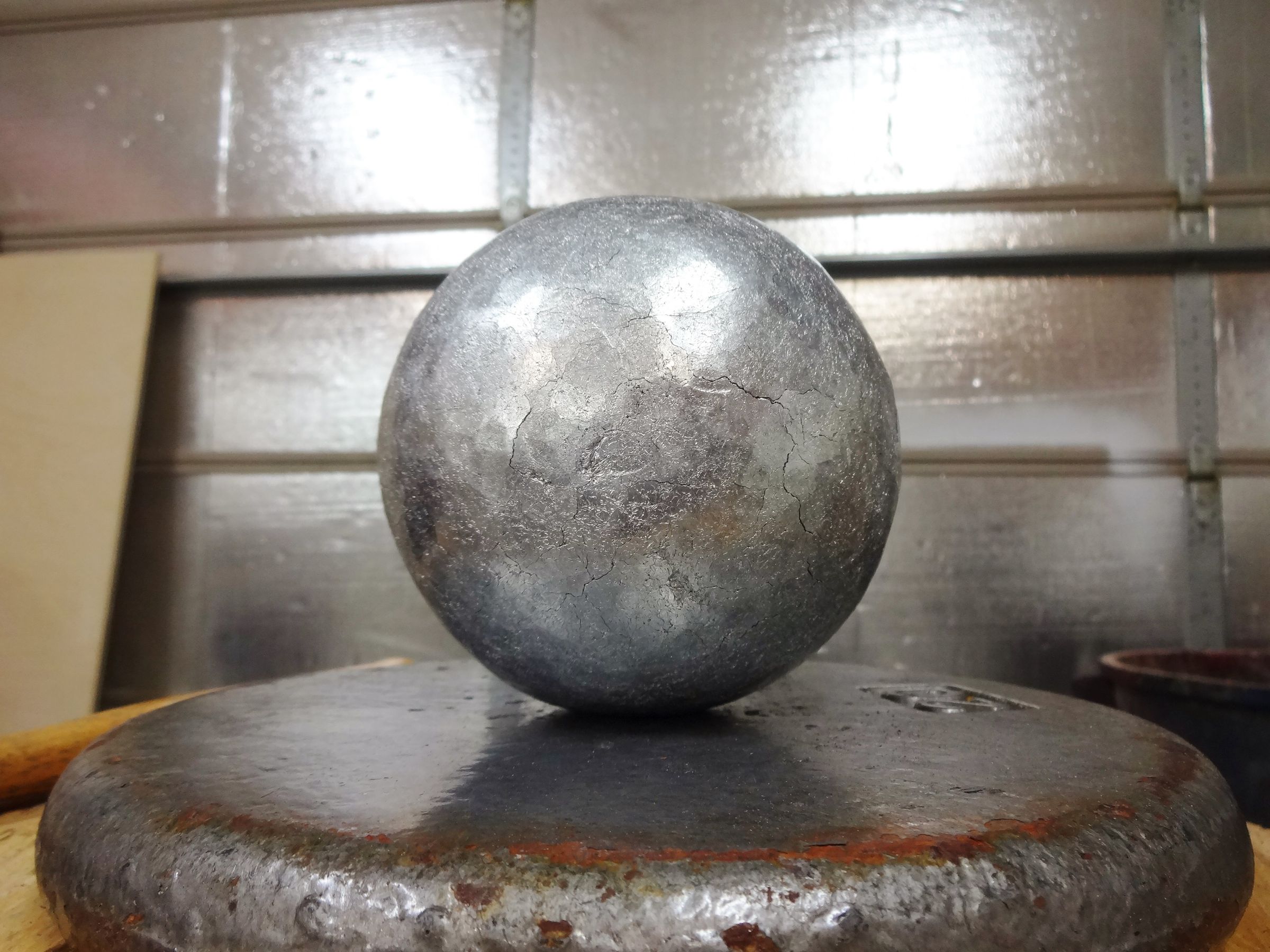 How to Make a Polished Aluminum Foil Ball : 8 Steps (with Pictures ...