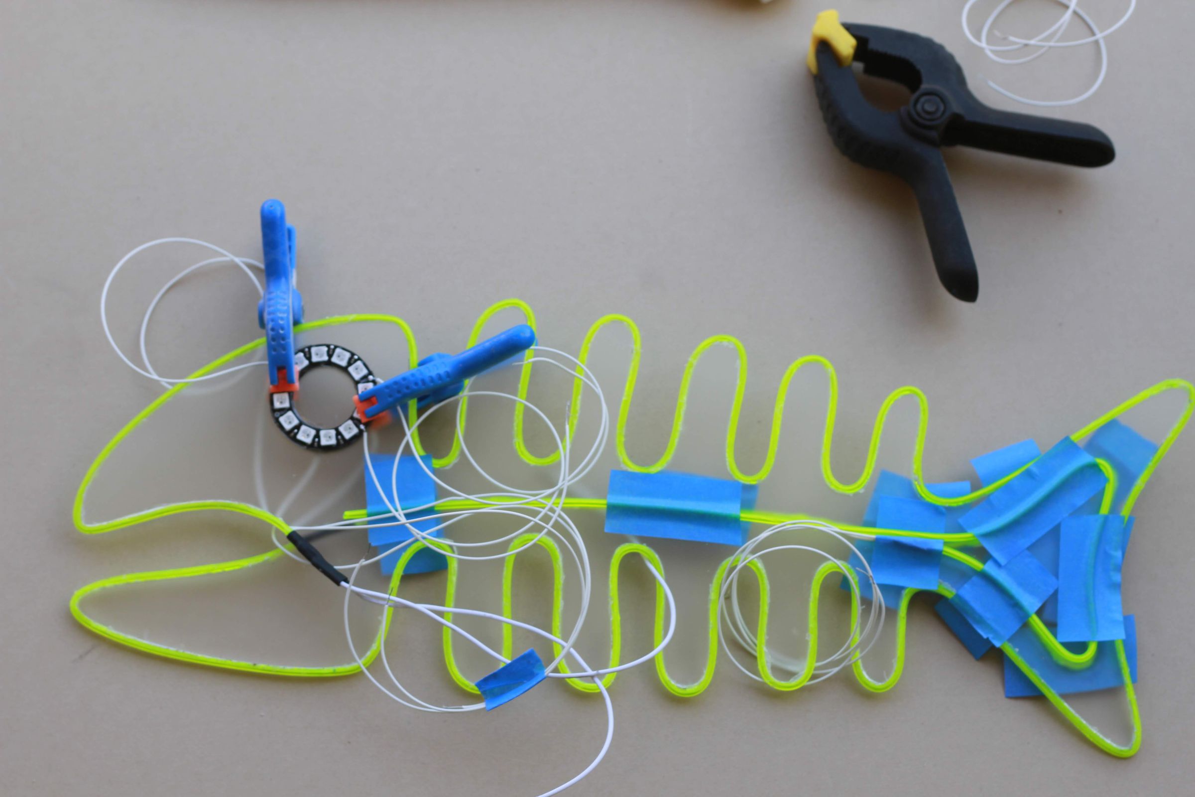 EL Wire Fish With LED Eyes : 13 Steps (with Pictures) - Instructables