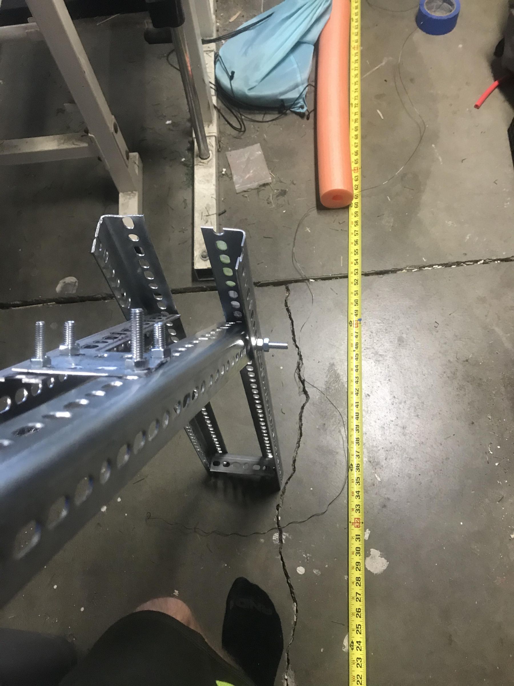 Metal Leg Part 1: Framework : 4 Steps - Instructables