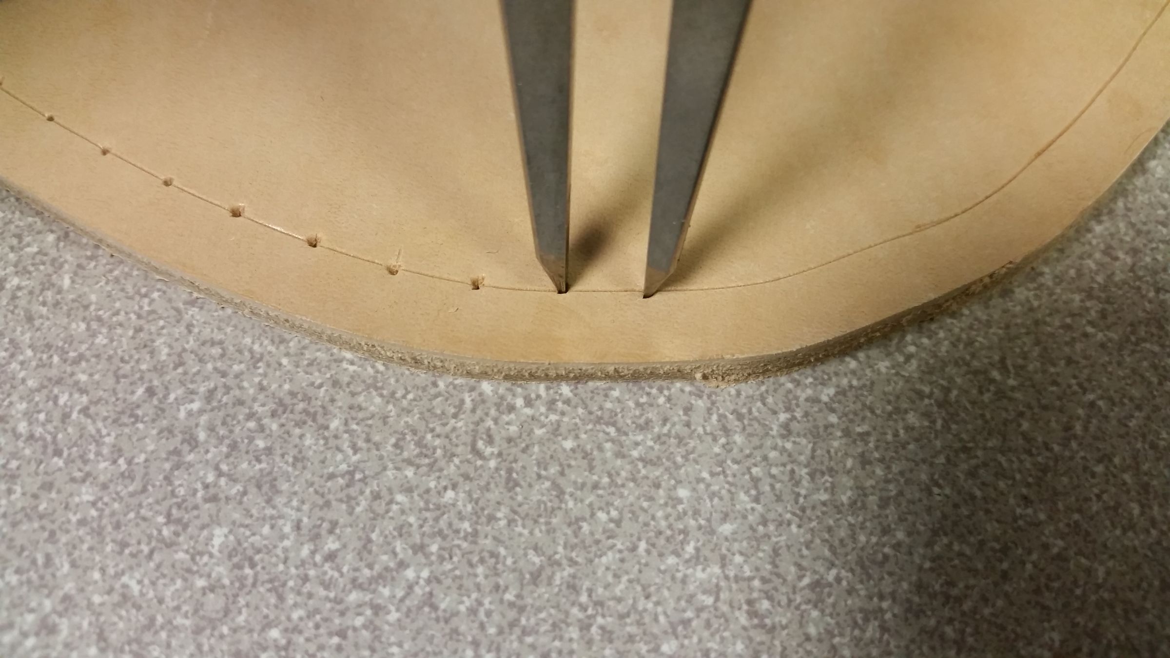 Medieval Leather Pouch : 4 Steps (with Pictures) - Instructables