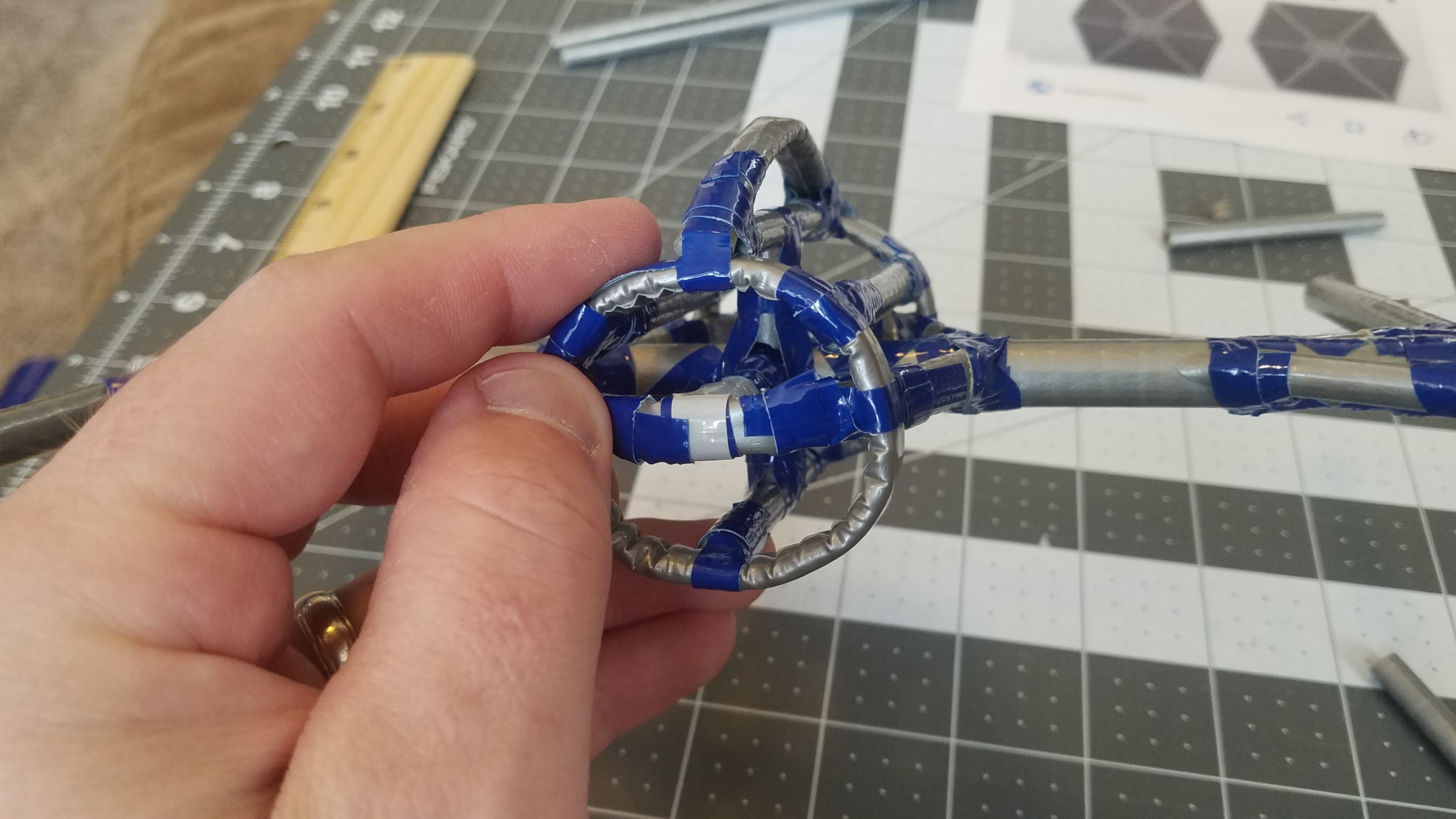 Tie Fighter : 14 Steps (with Pictures) - Instructables