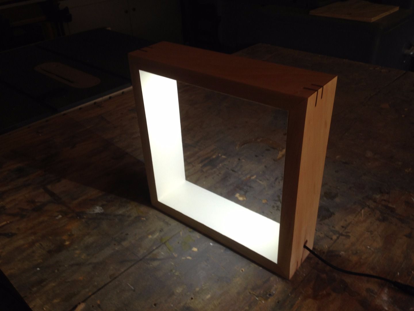 Picture Frame Desk Lamp : 9 Steps (with Pictures) - Instructables