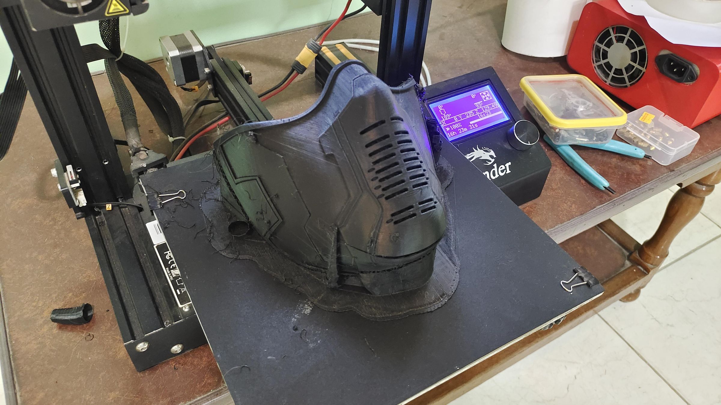 Sci-Fi 3D Printed Mask With Transparent Display : 10 Steps (with ...