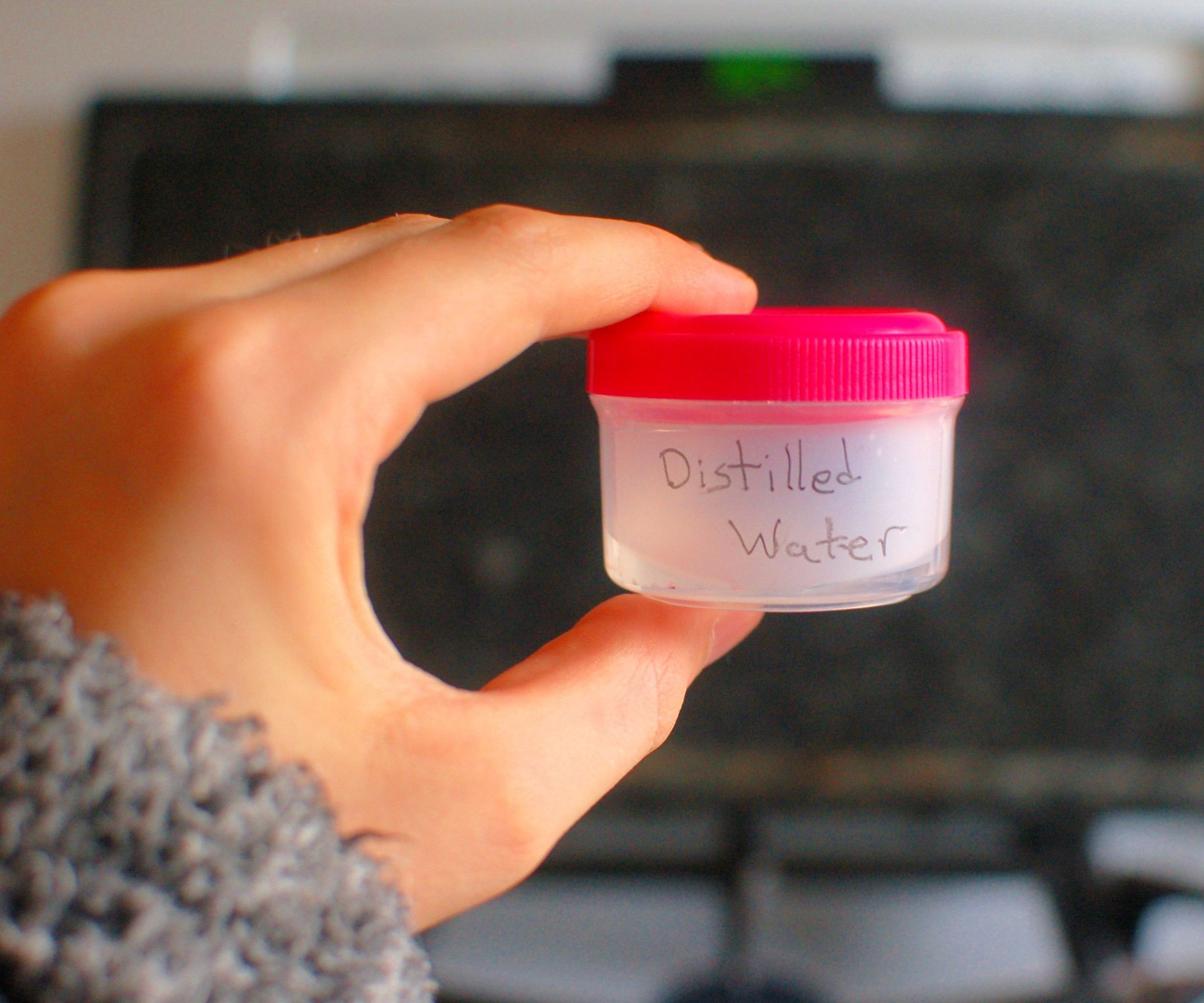 How to Distill Water in Your Own Kitchen : 4 Steps - Instructables