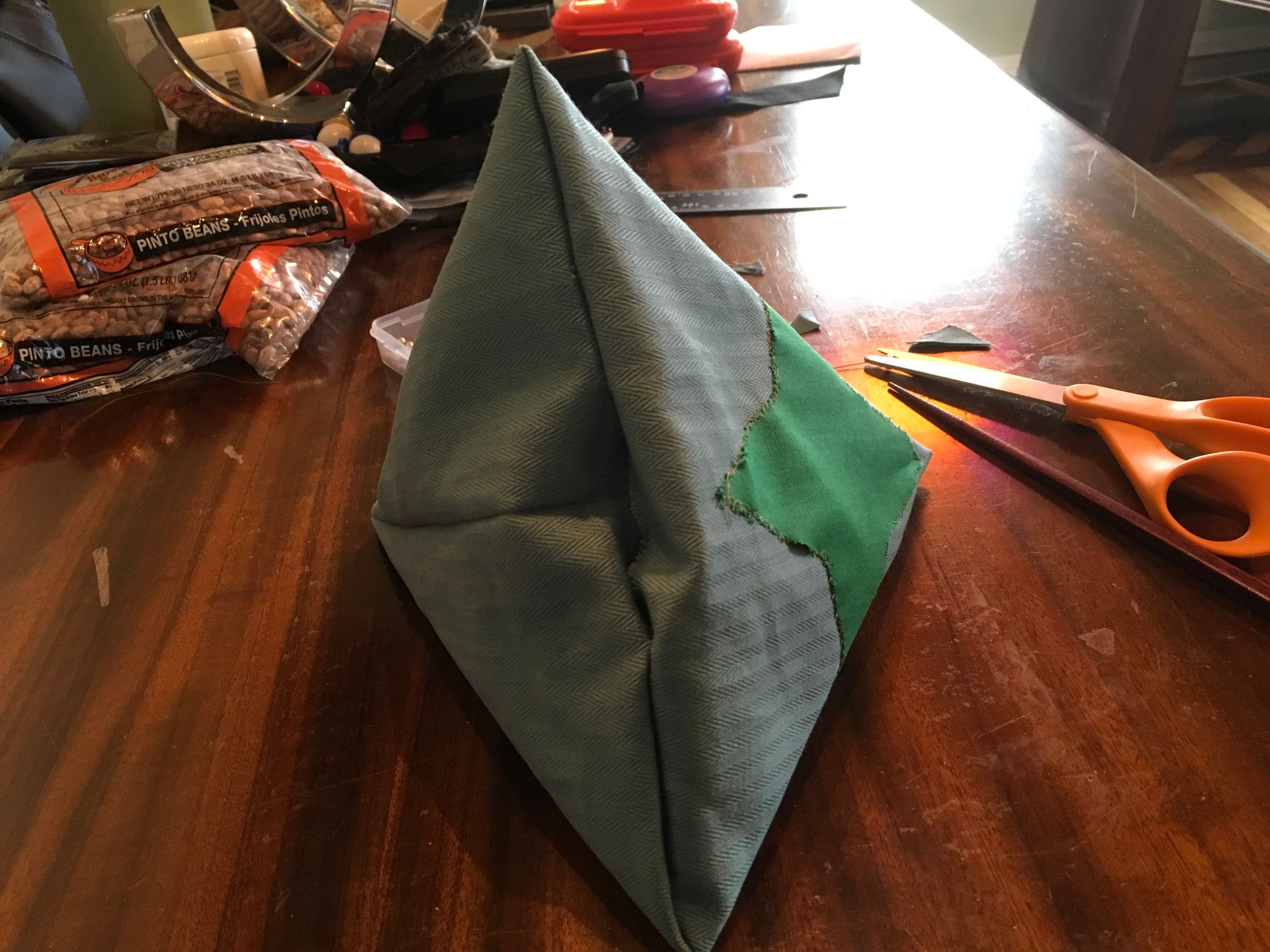 Easy Sew Pyramid Doorstop : 6 Steps (with Pictures) - Instructables