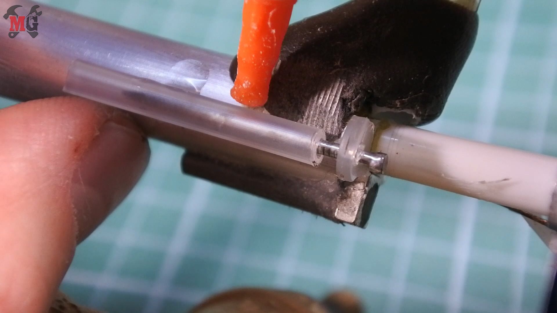 DIY Full Auto Airsoft Rifle : 14 Steps - Instructables