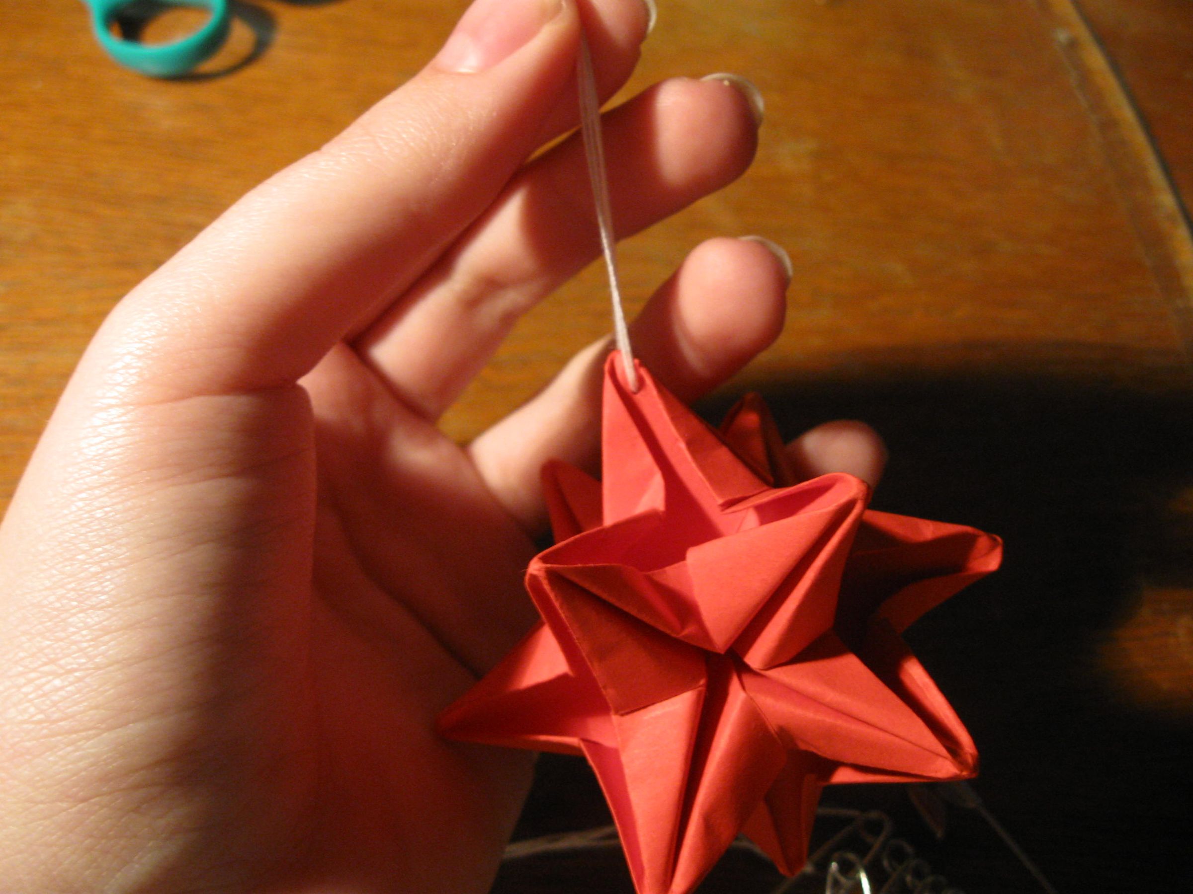 Origami Christmas Decoration : 6 Steps - Instructables