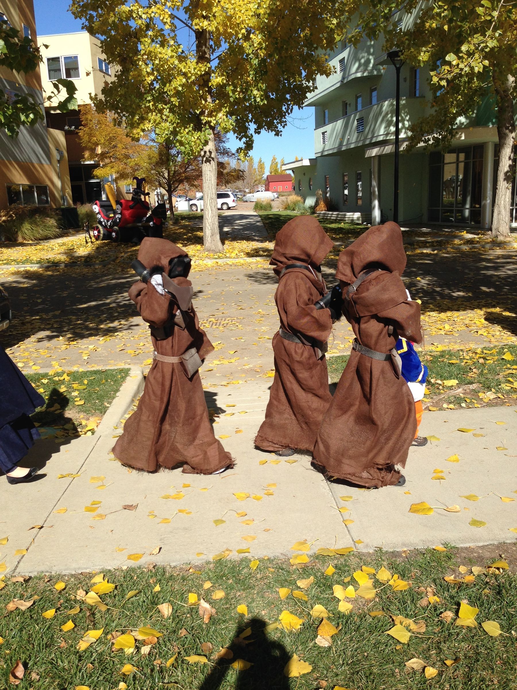 Jawa Costume From Star Wars : 11 Steps (with Pictures) - Instructables
