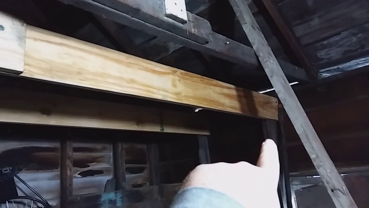 How to Replace Ceiling Joists : 5 Steps (with Pictures) - Instructables