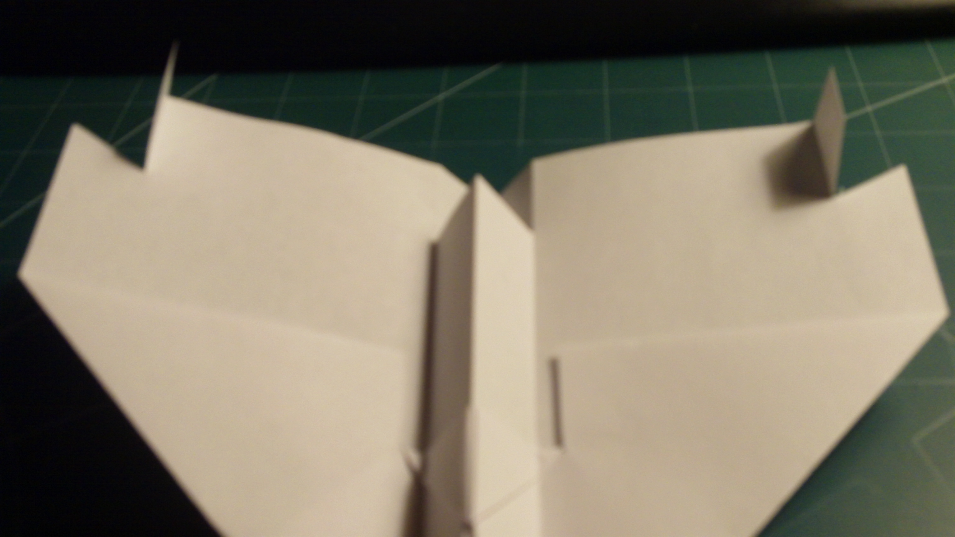How to Make the Leopard Paper Airplane : 8 Steps - Instructables