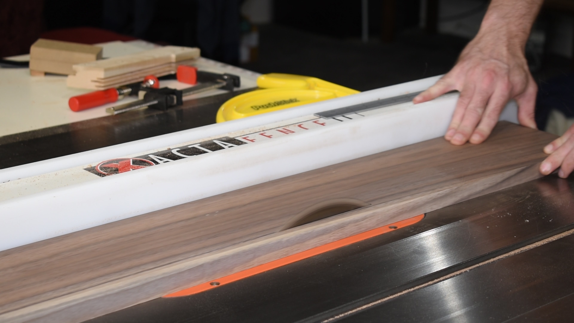 Comic Book Display Cabinet : 15 Steps (with Pictures) - Instructables