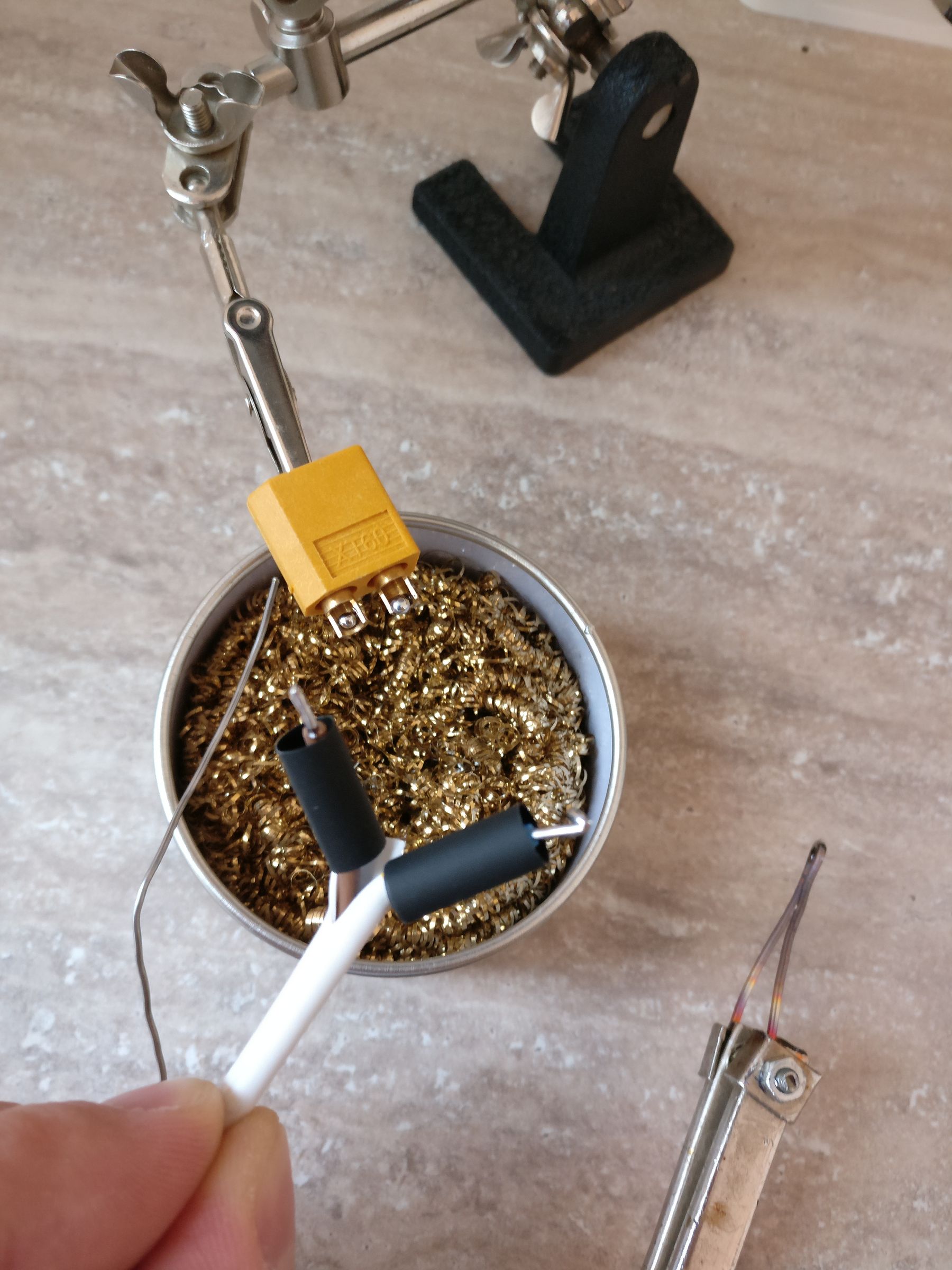 Simple and Cheap Phone Controlled Fireworks Igniter : 4 Steps (with ...