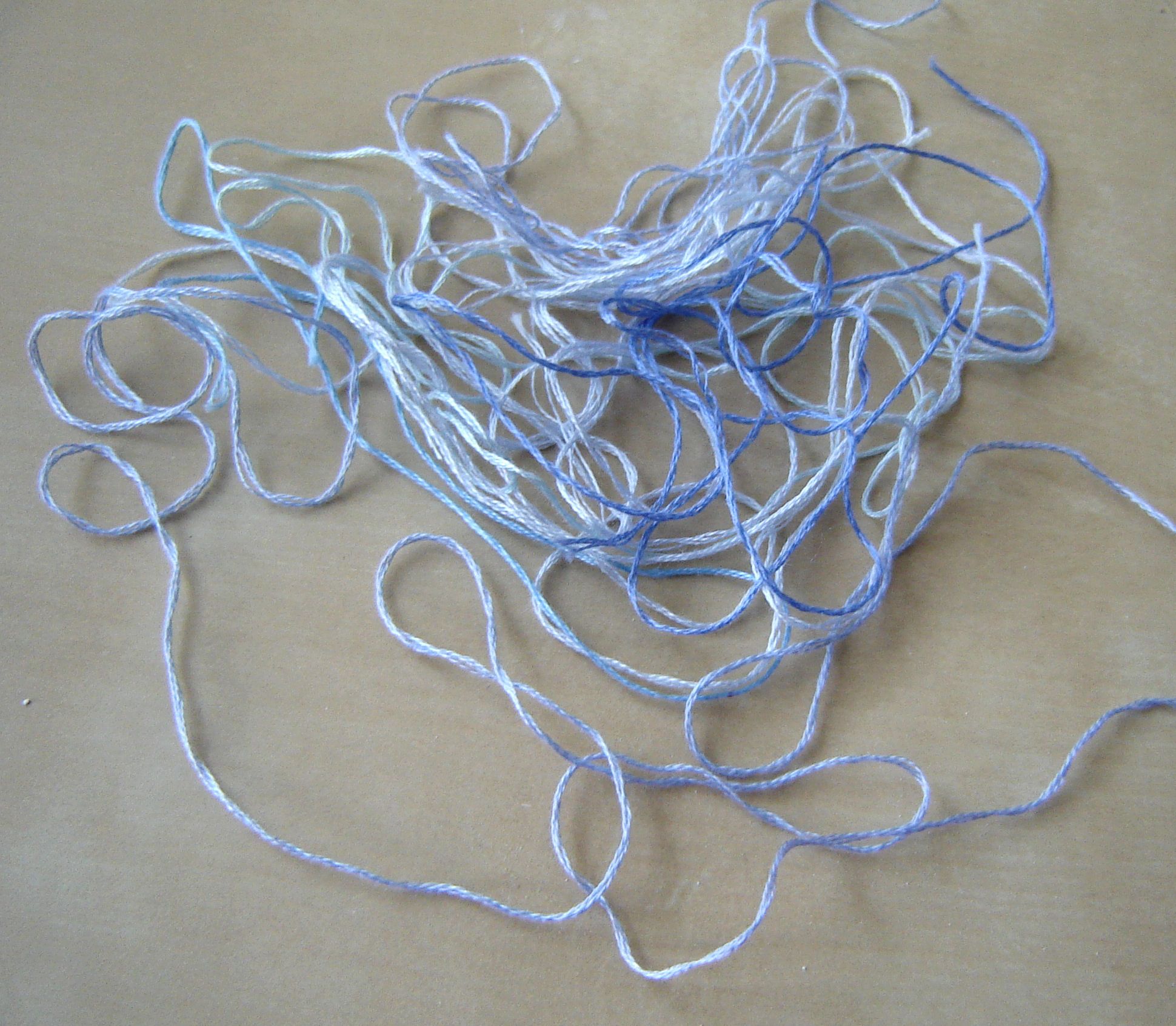 String Easter Eggs : 8 Steps (with Pictures) - Instructables