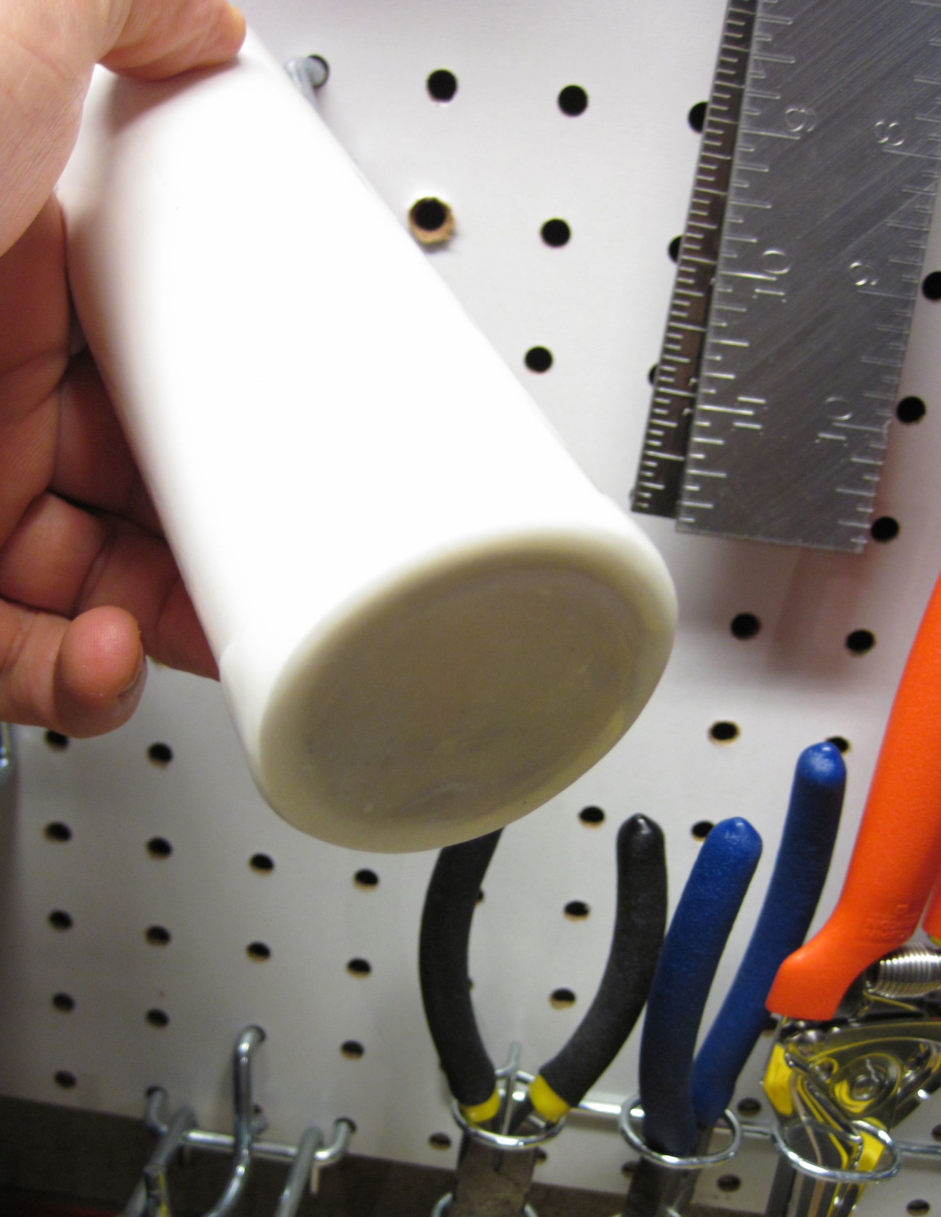 Custom Thermoplastic Battery Holder. : 6 Steps - Instructables