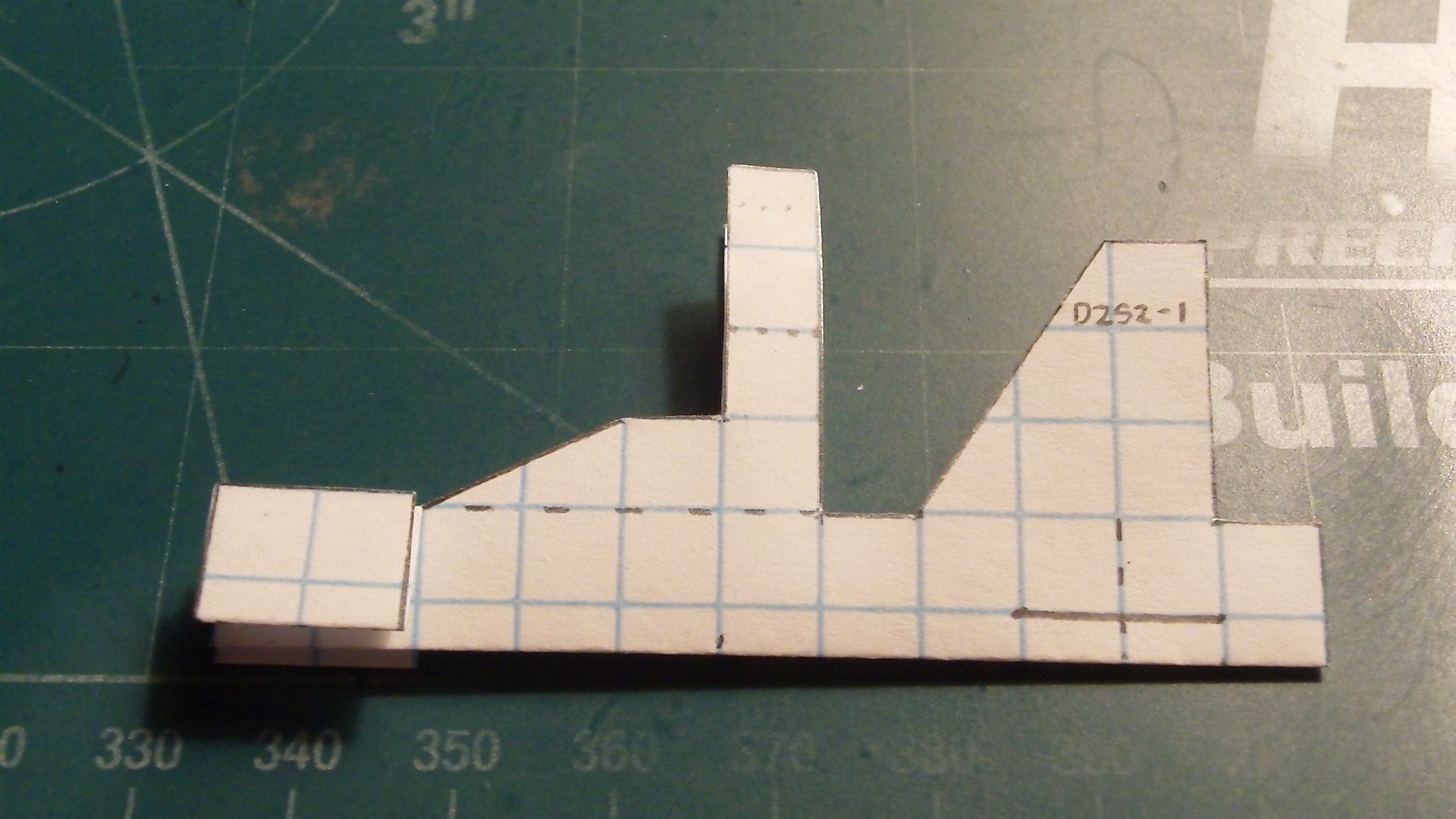 How to Make the Locust Paper Airplane : 5 Steps - Instructables