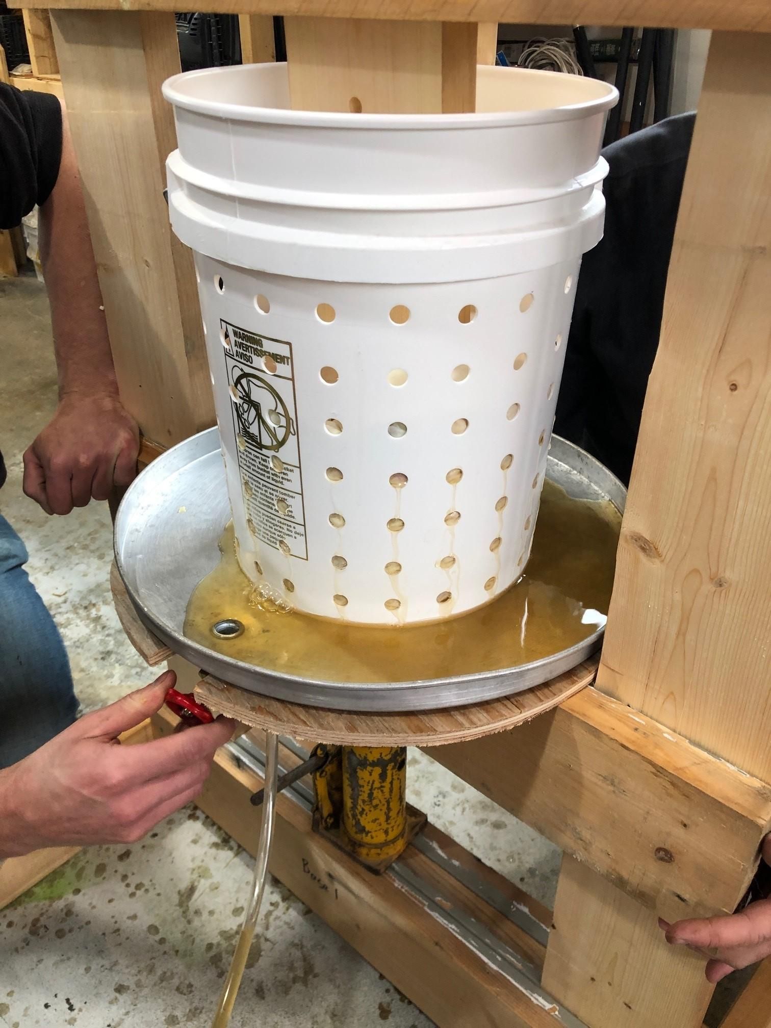 DIY Cider Press - Clean and Simple : 9 Steps (with Pictures ...