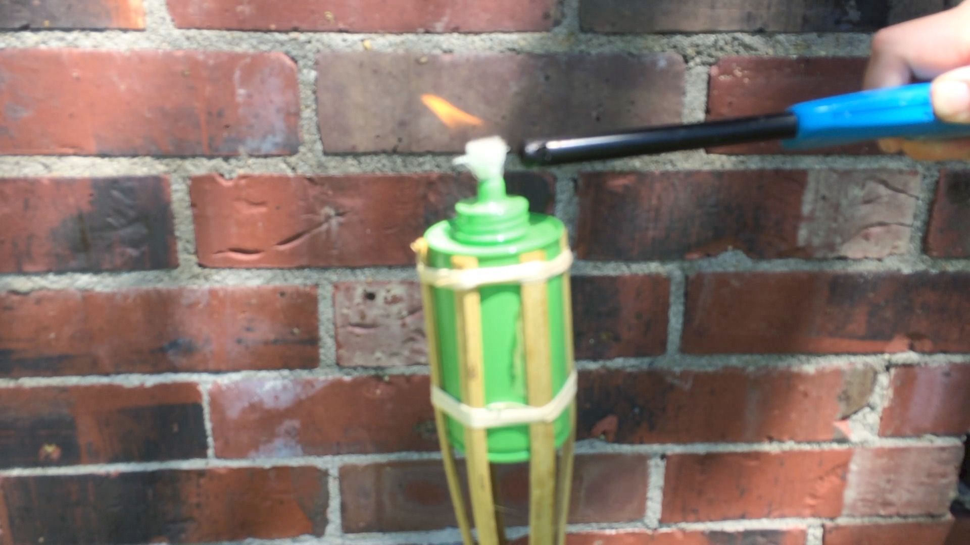 Cheap Ways to Keep a Tiki Torch Burning : 5 Steps (with Pictures ...