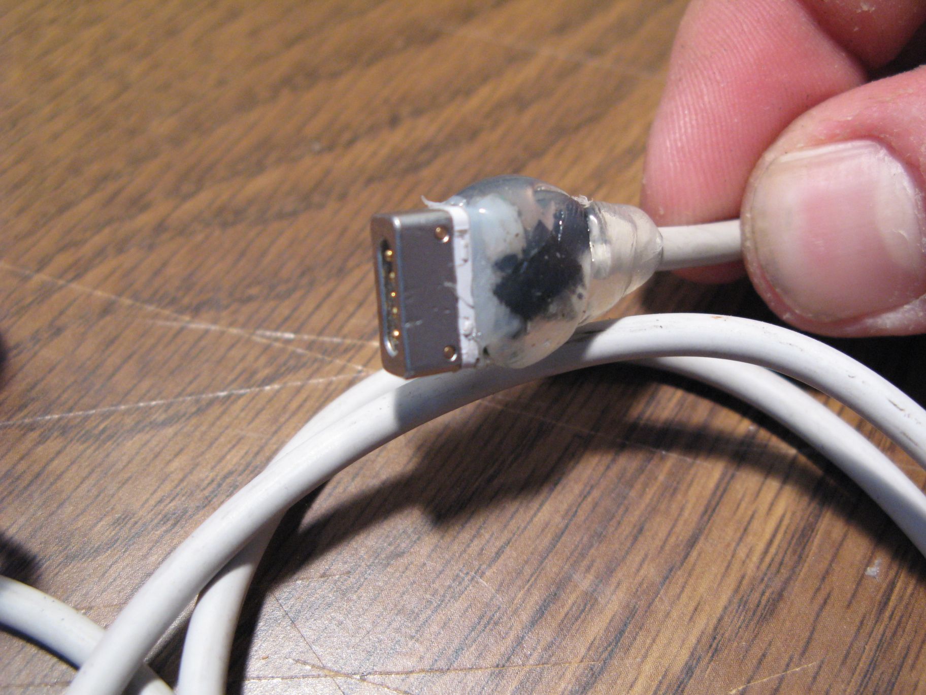 Repair : Apple MacBook MagSafe Charger Power Cord : 5 Steps (with ...