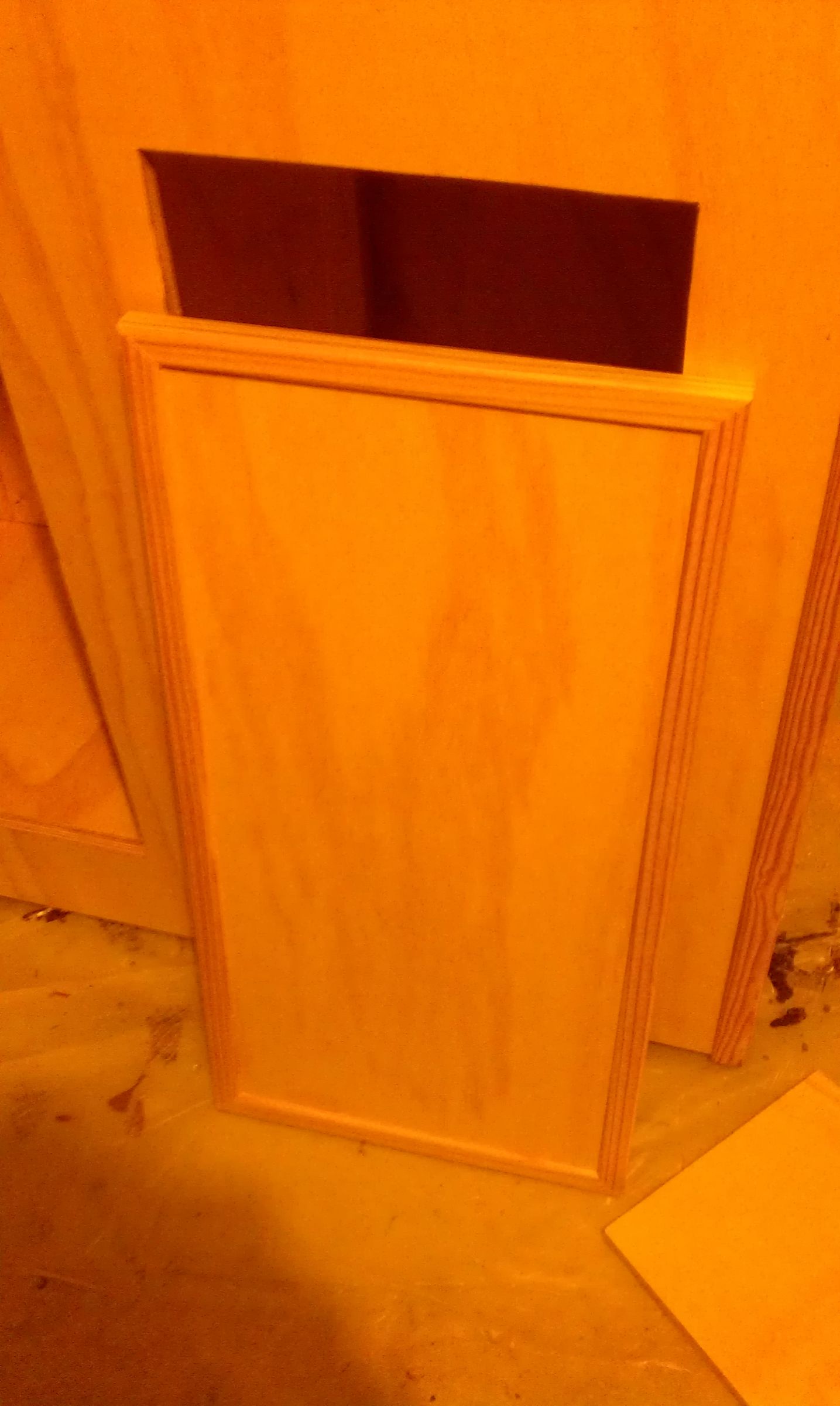 Fish Aquarium Stand (40 Breeder Tank With Hidden Sump Door) : 12 Steps ...