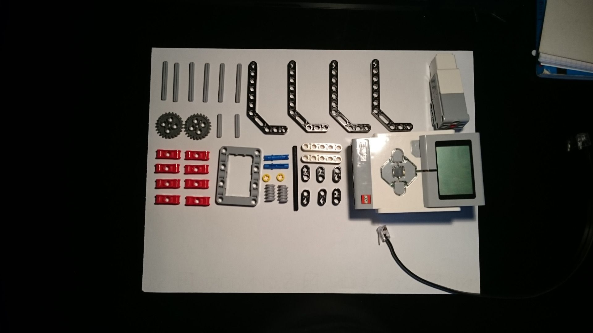 Simplest EV3 Robot Claw/Gripper : 16 Steps - Instructables
