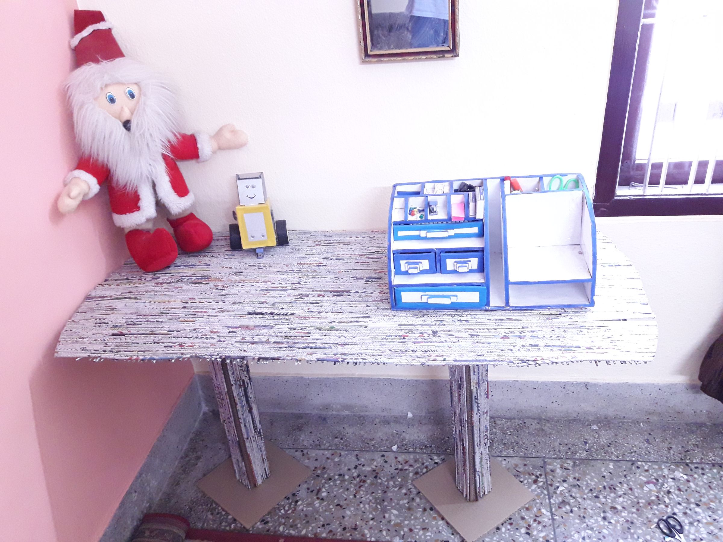 DIY PAPER TABLE : 4 Steps - Instructables