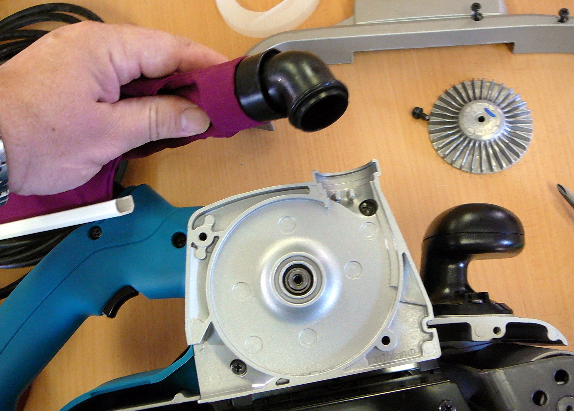 Build a WINNING Belt Sander Drag Racer : 14 Steps - Instructables