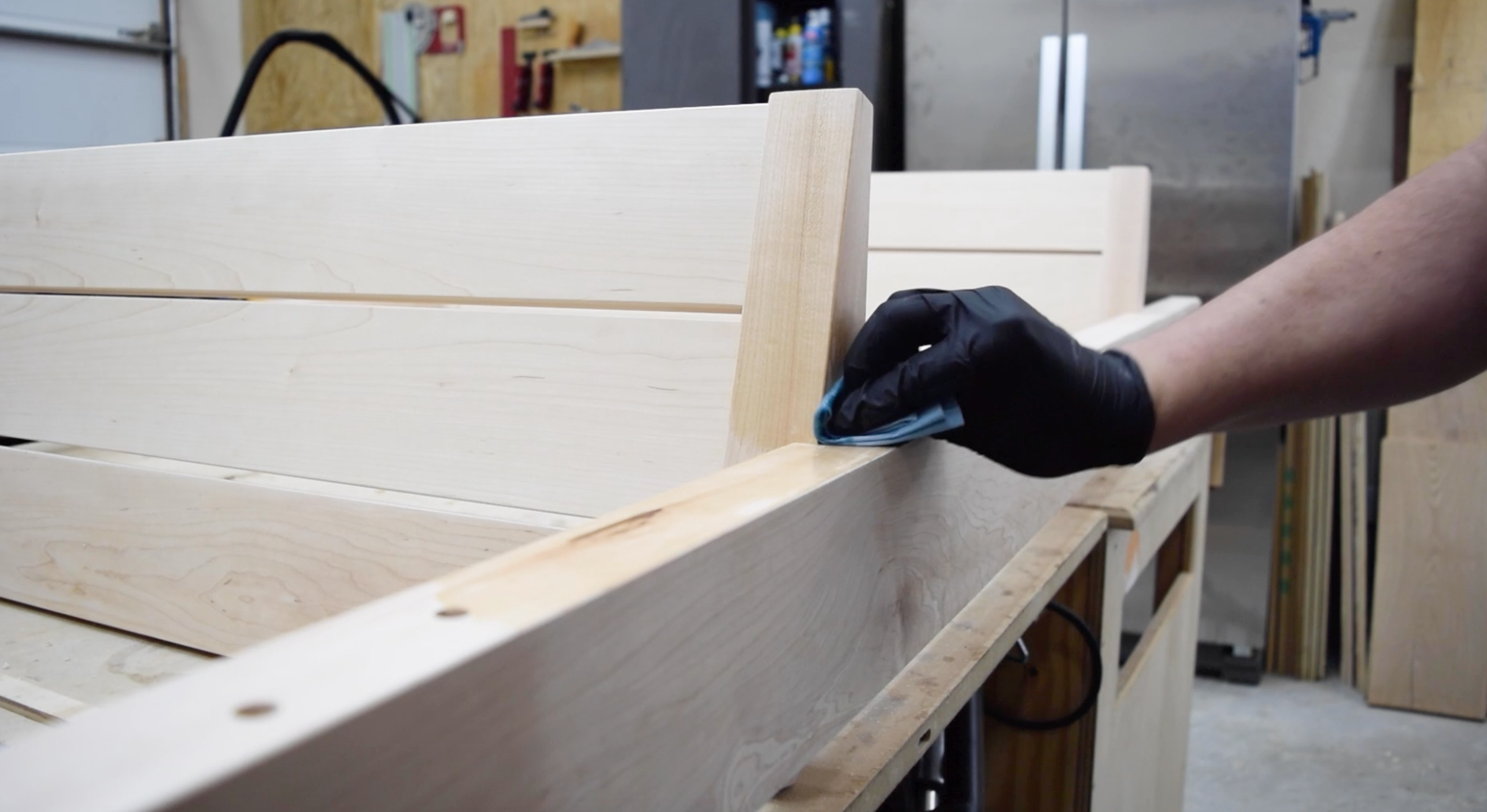 Modern Wall Bench : 7 Steps - Instructables