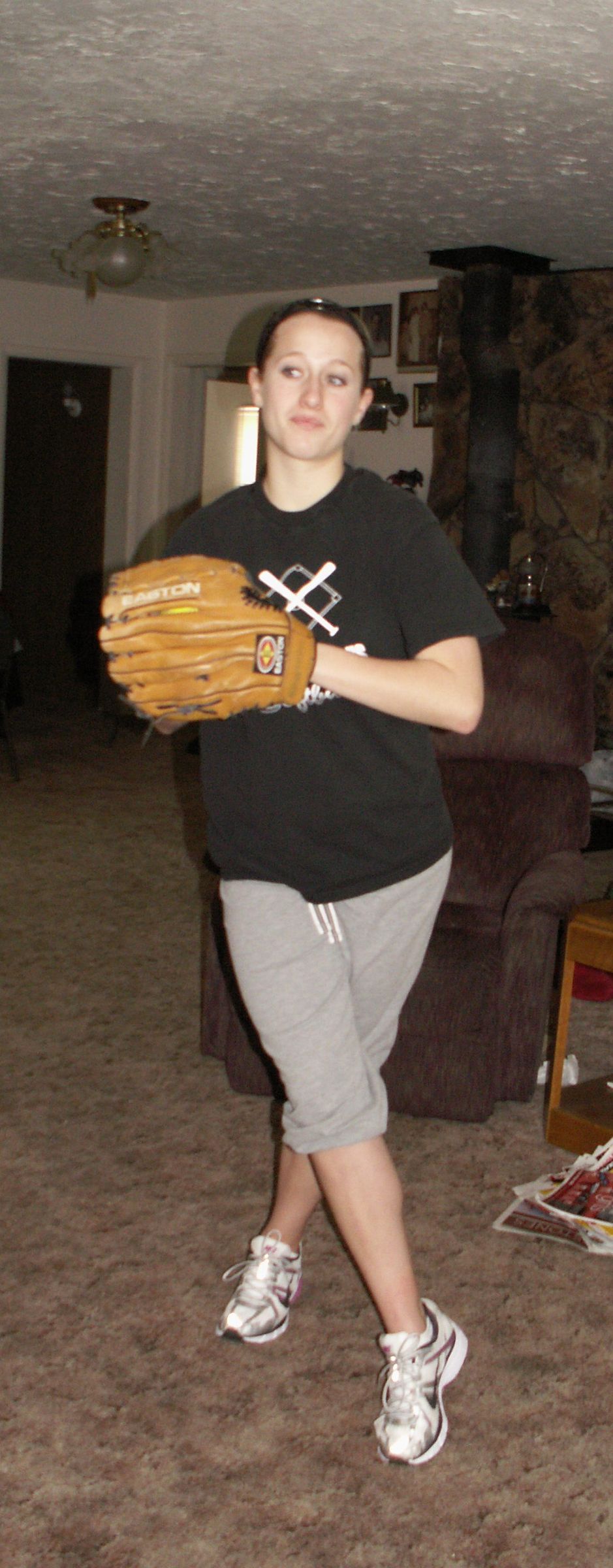 How to Throw and Catch a Softball : 12 Steps (with Pictures ...