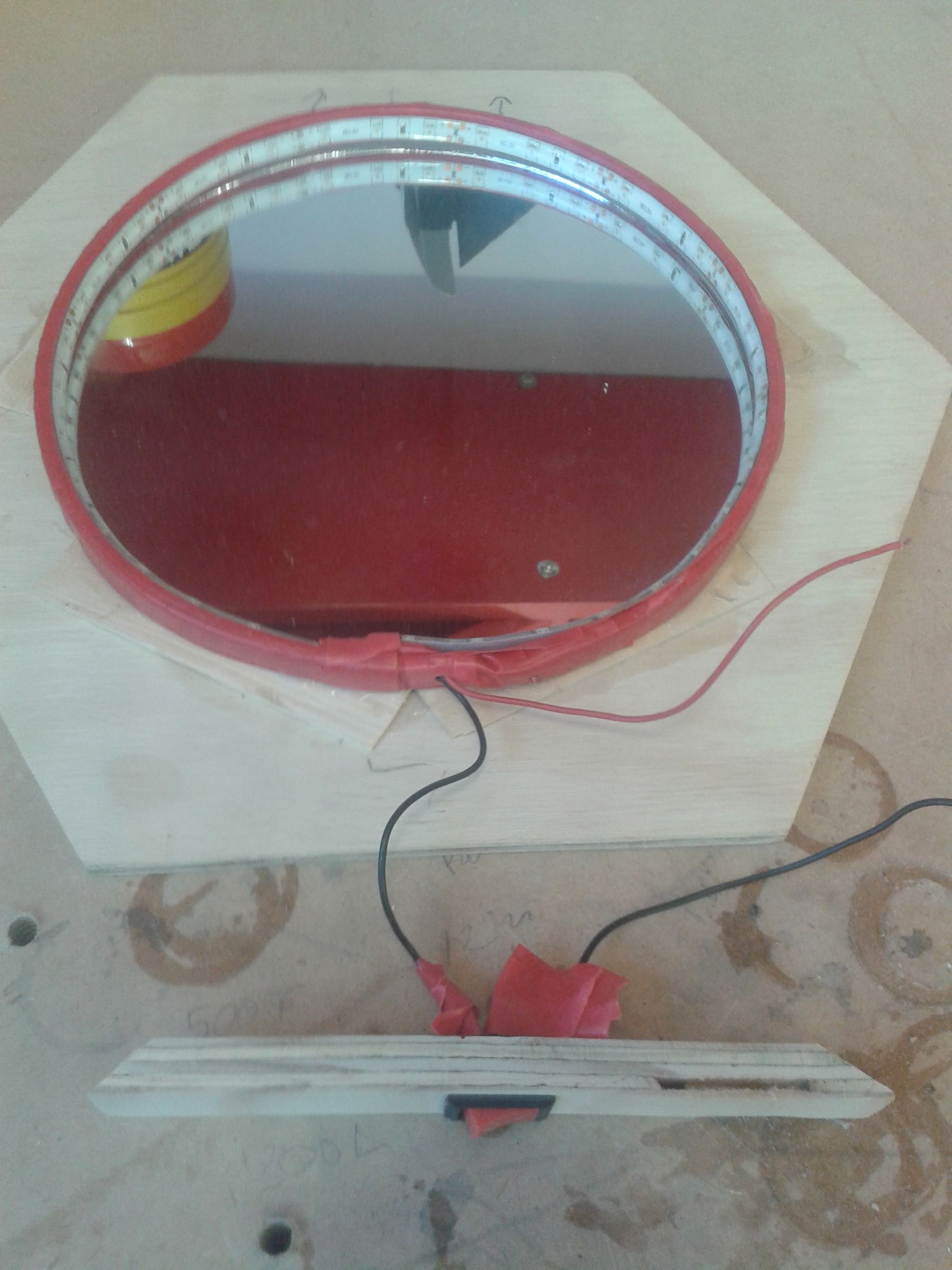 Beautiful Infinity Mirror (Perfect Present) : 10 Steps (with Pictures ...