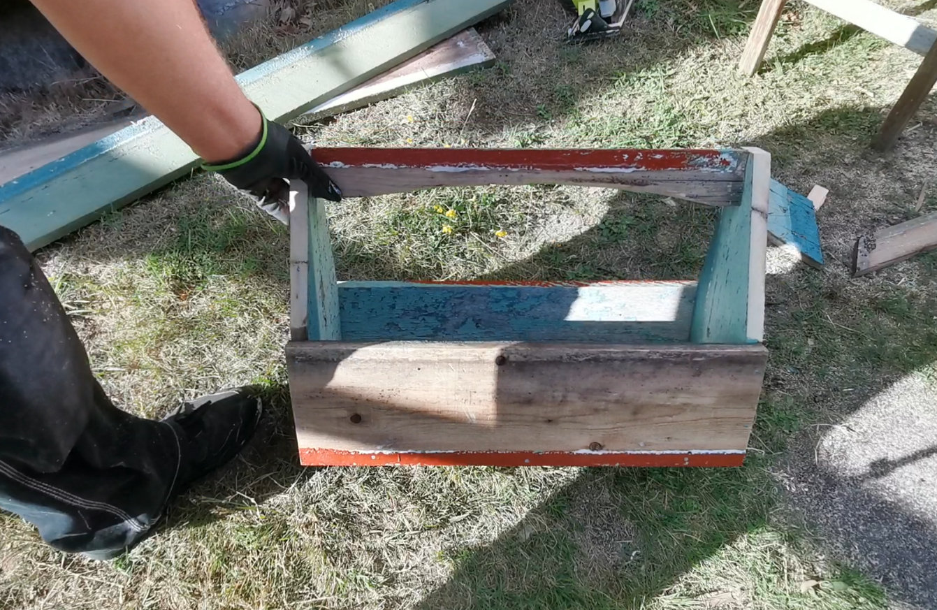 Scrap Wood Toolbox : 8 Steps (with Pictures) - Instructables