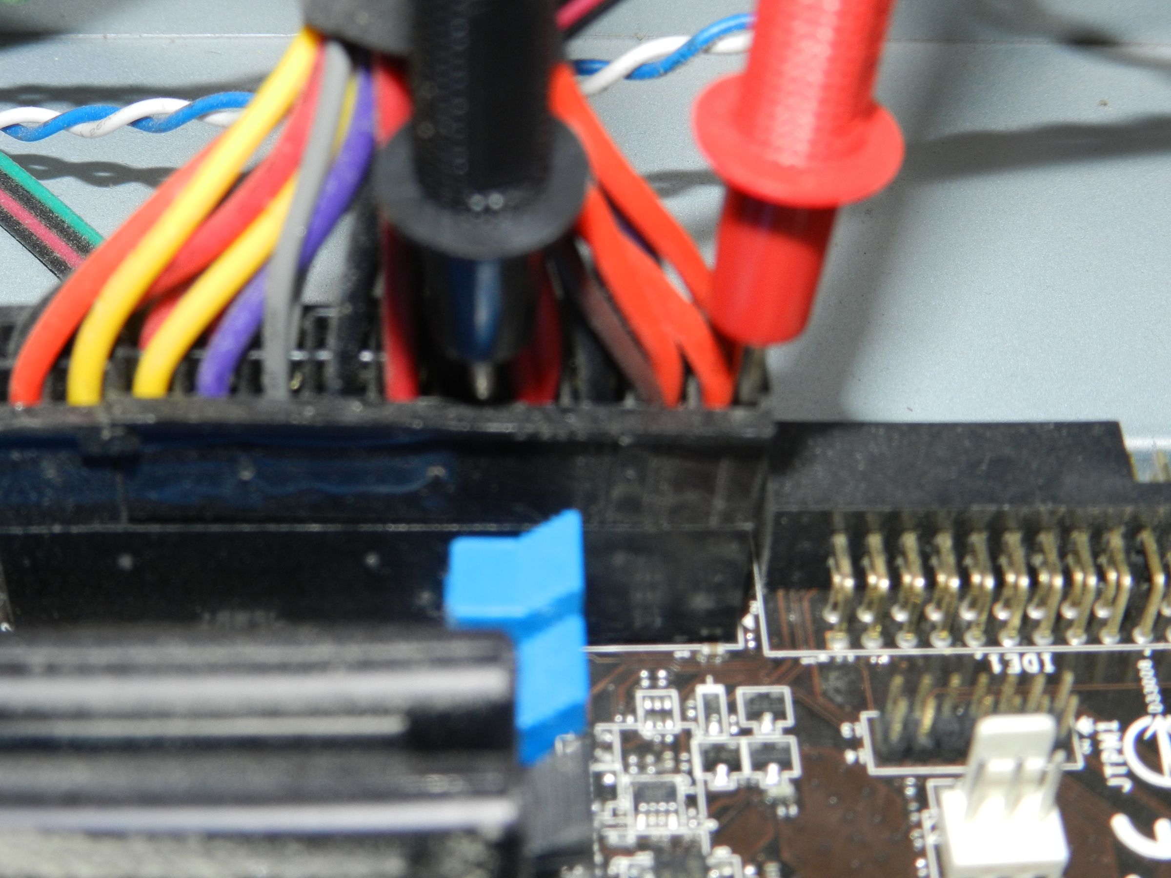 How to Test and Replace a Power Supply for Your Home Computer : 14 ...