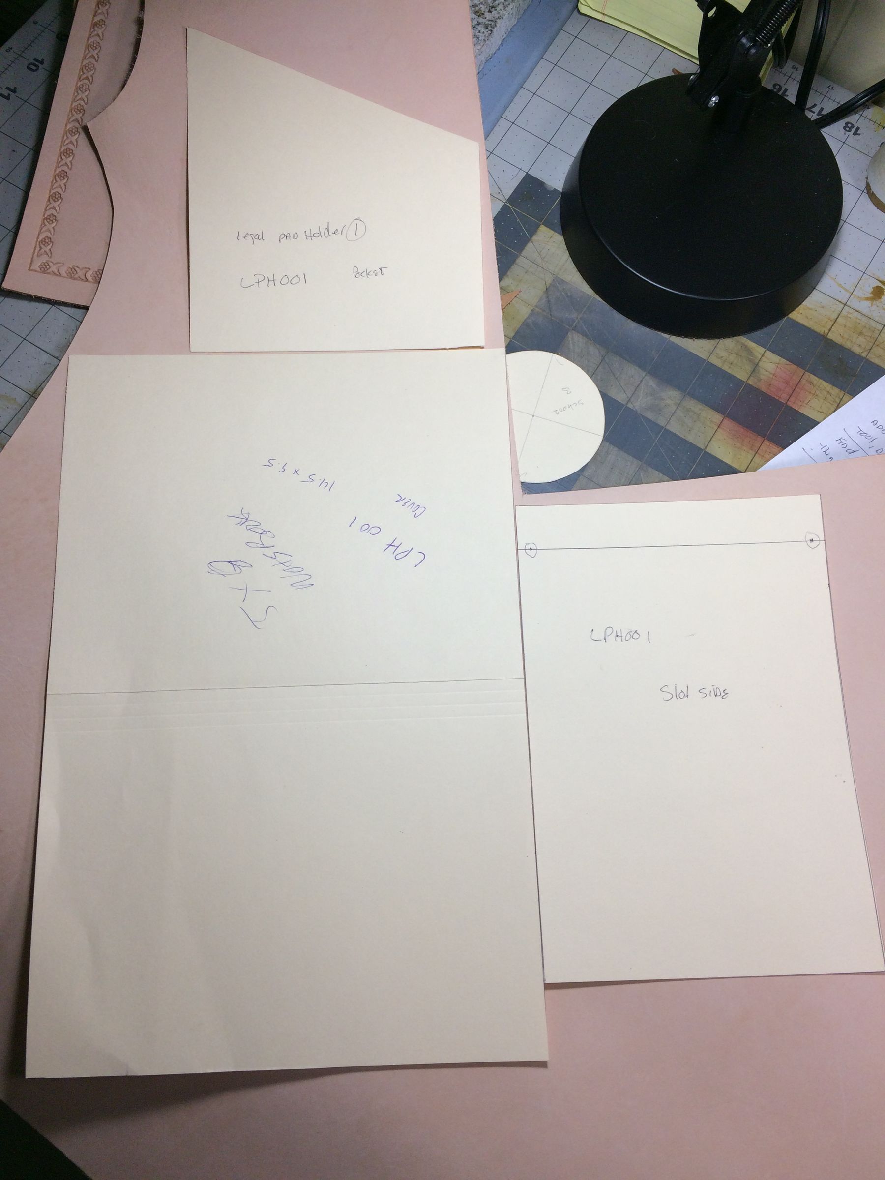 Leather Legal Pad Folder : 18 Steps (with Pictures) - Instructables