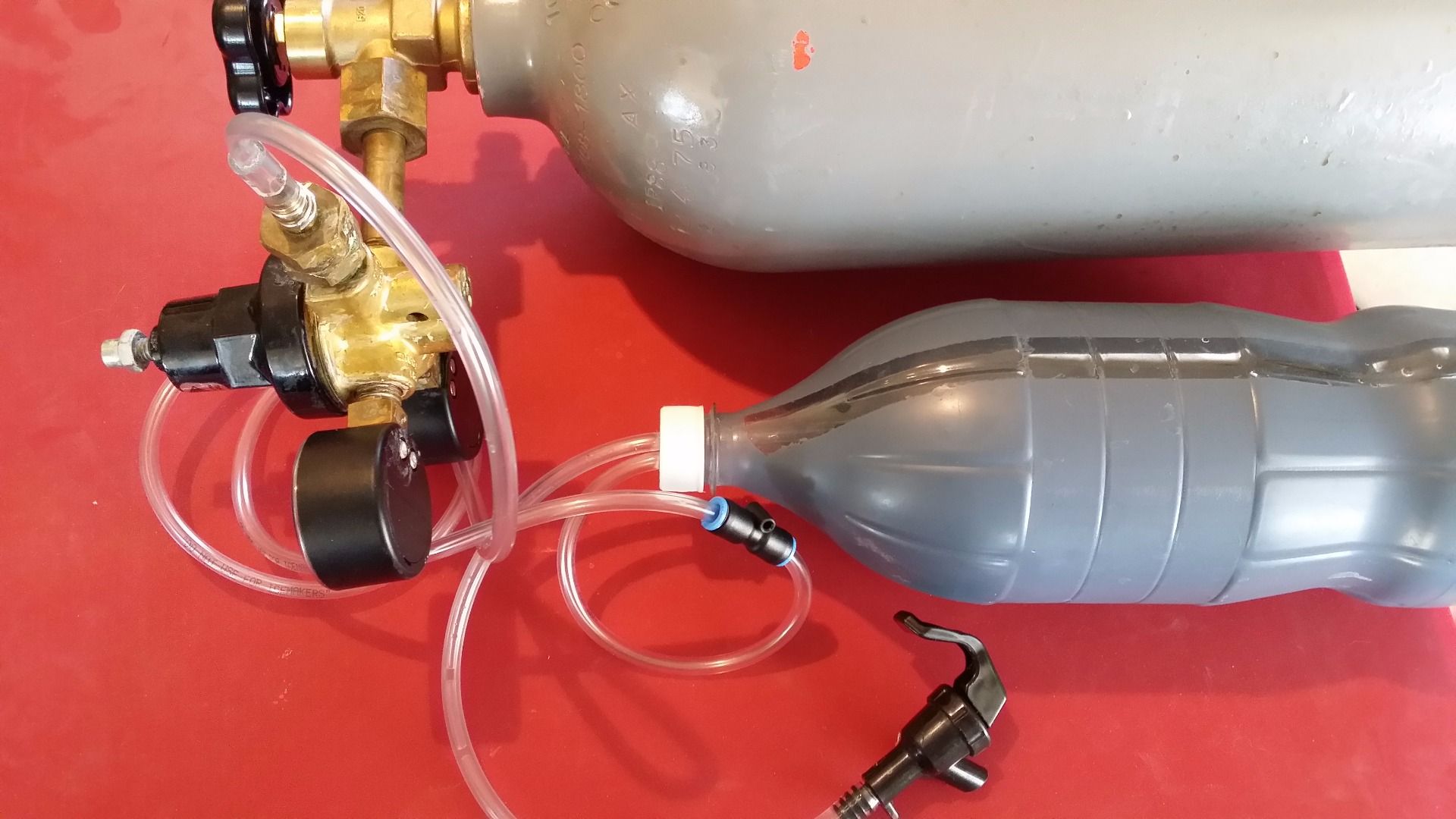 PET-a-Draft Mini Beer Keg System : 13 Steps (with Pictures) - Instructables