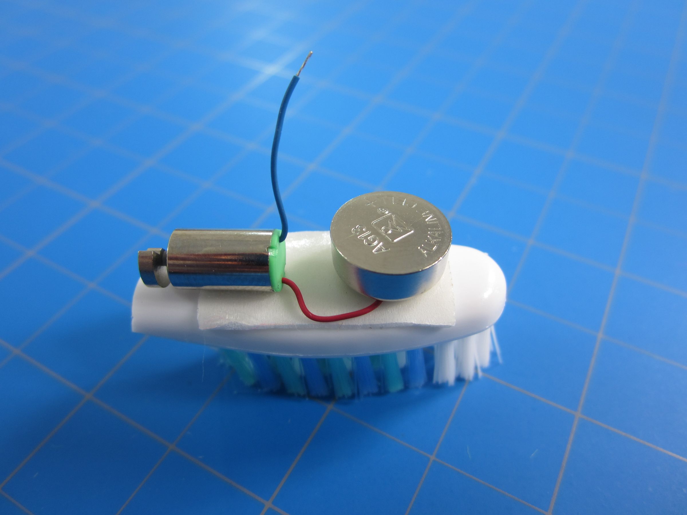 Bristlebot : 9 Steps - Instructables