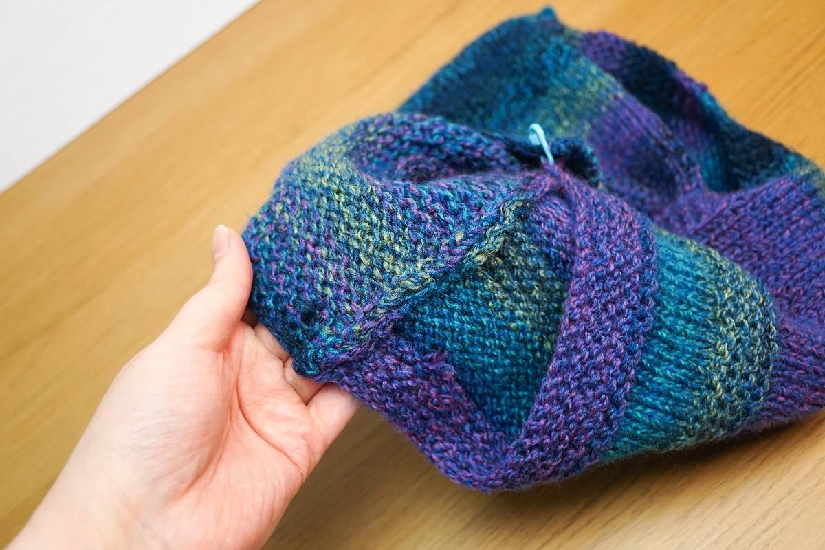 How to Knit a Hooded Scarf | Easy Balaclava Knitting Pattern : 10 Steps ...