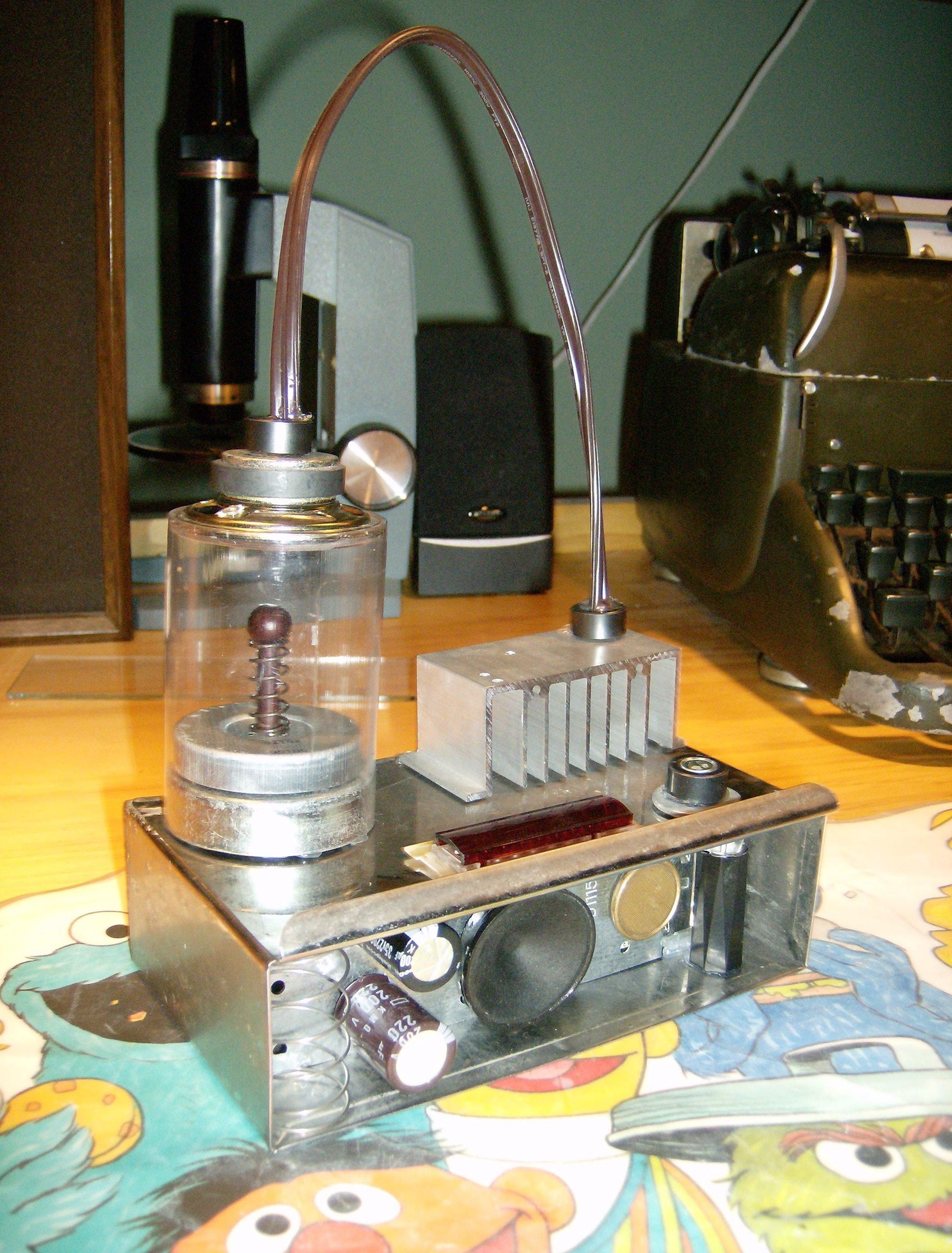 Mad Scientist Worm-hole Generator : 3 Steps - Instructables