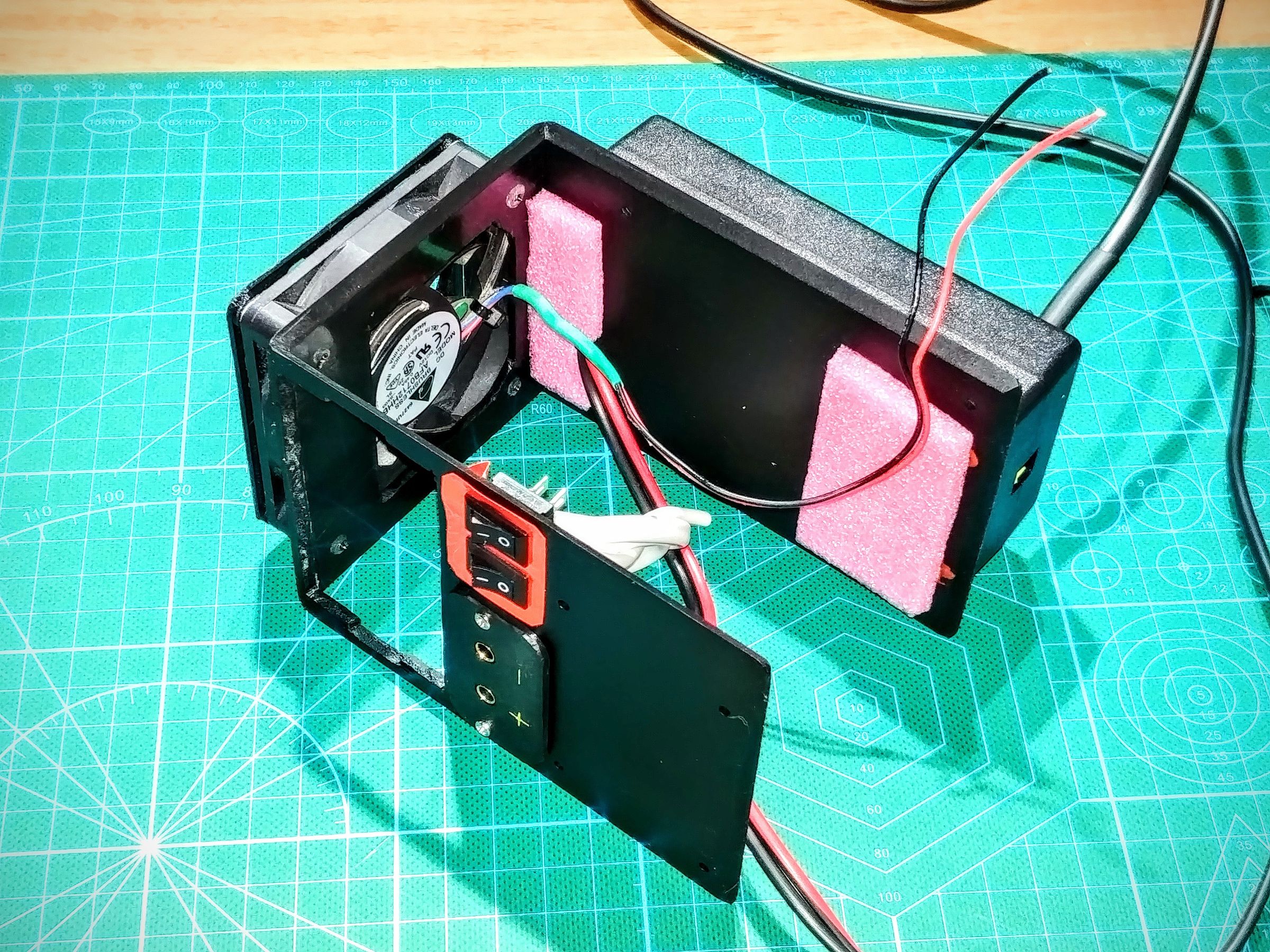 Simple and Small Programmable Lab Power Supply : 8 Steps (with Pictures ...