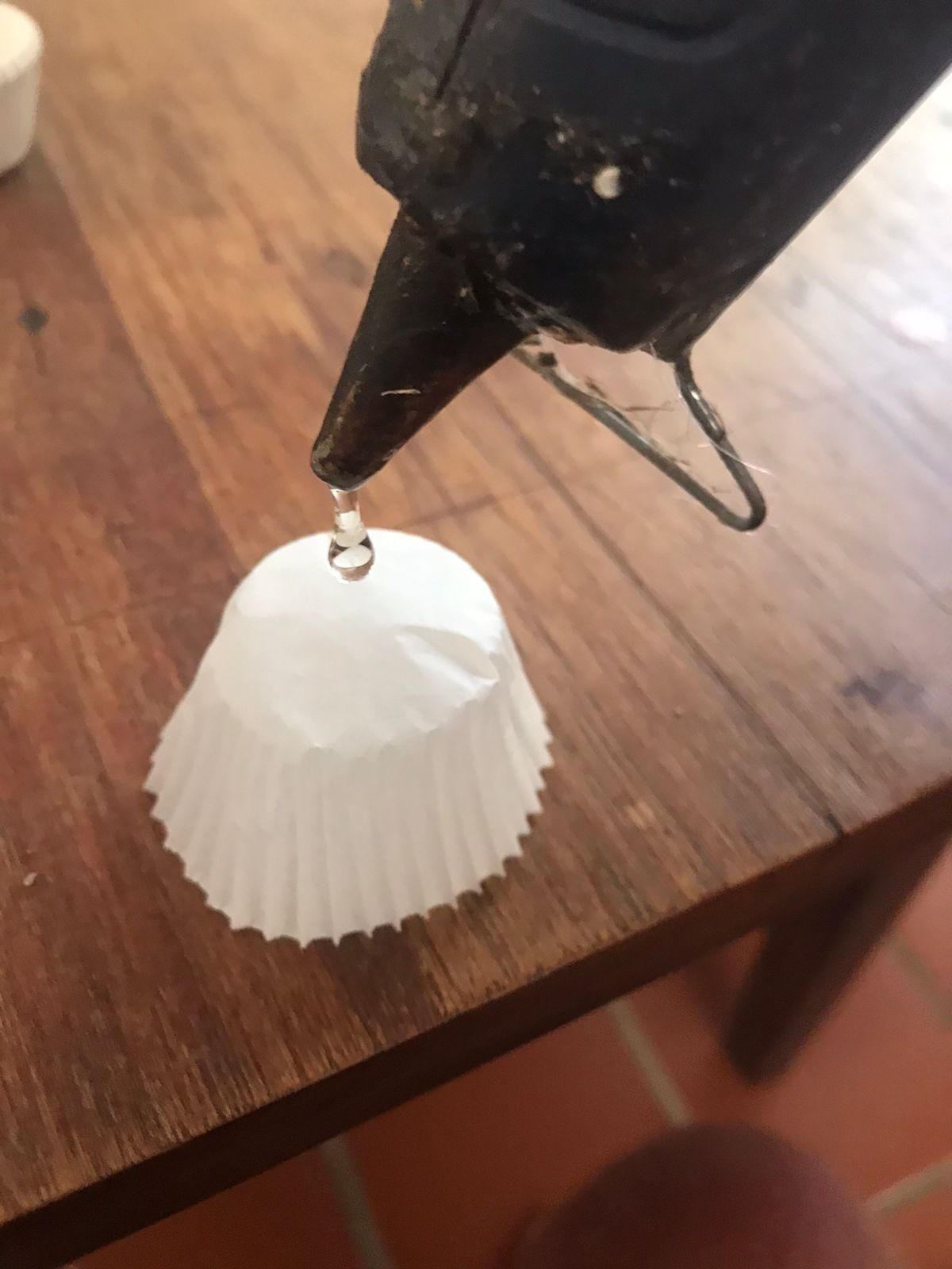 Desk Lamp ( With Basic Household Materials ) : 11 Steps (with Pictures) - Instructables