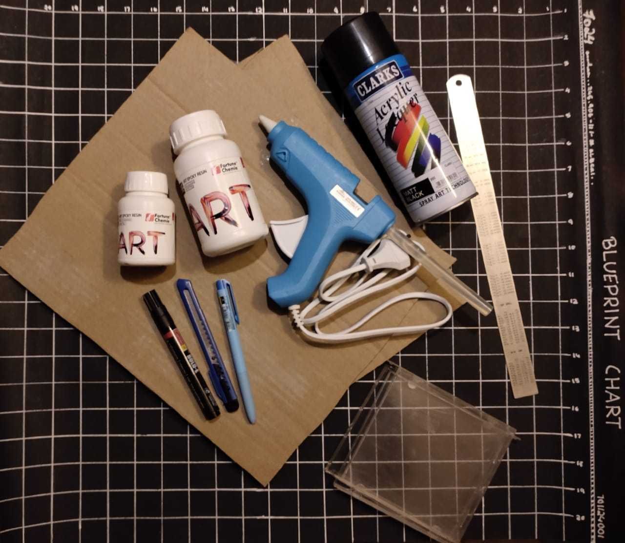 DIY Hologram Project : 4 Steps - Instructables