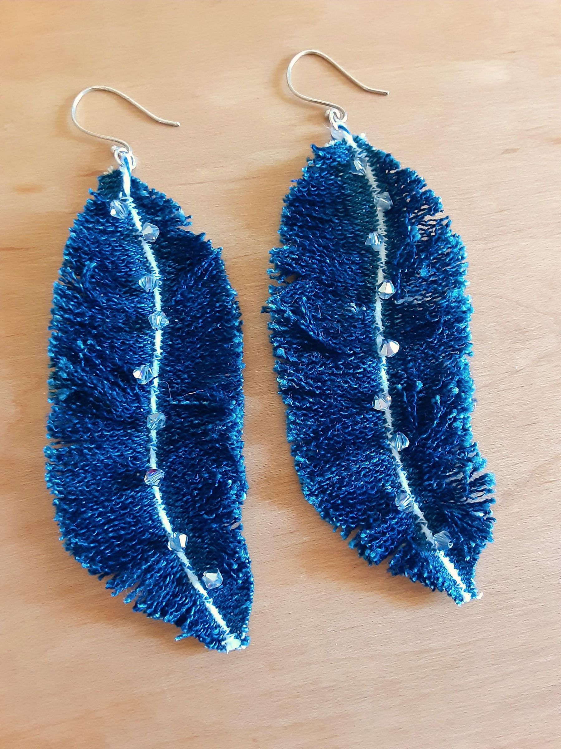 Upcycled Denim Feathers : 6 Steps (with Pictures) - Instructables