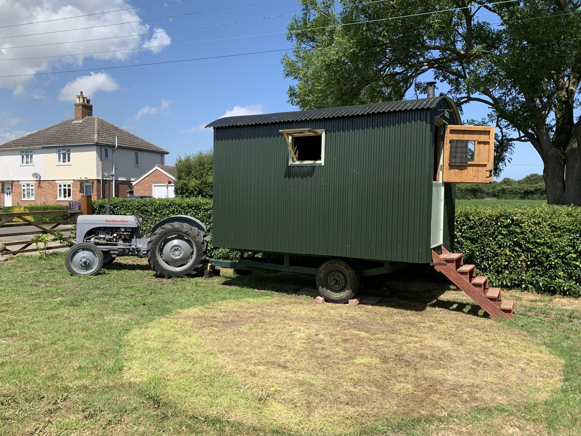 Self Build Shepherds Hut. Step by Step With Photos. Off Grid Living ...