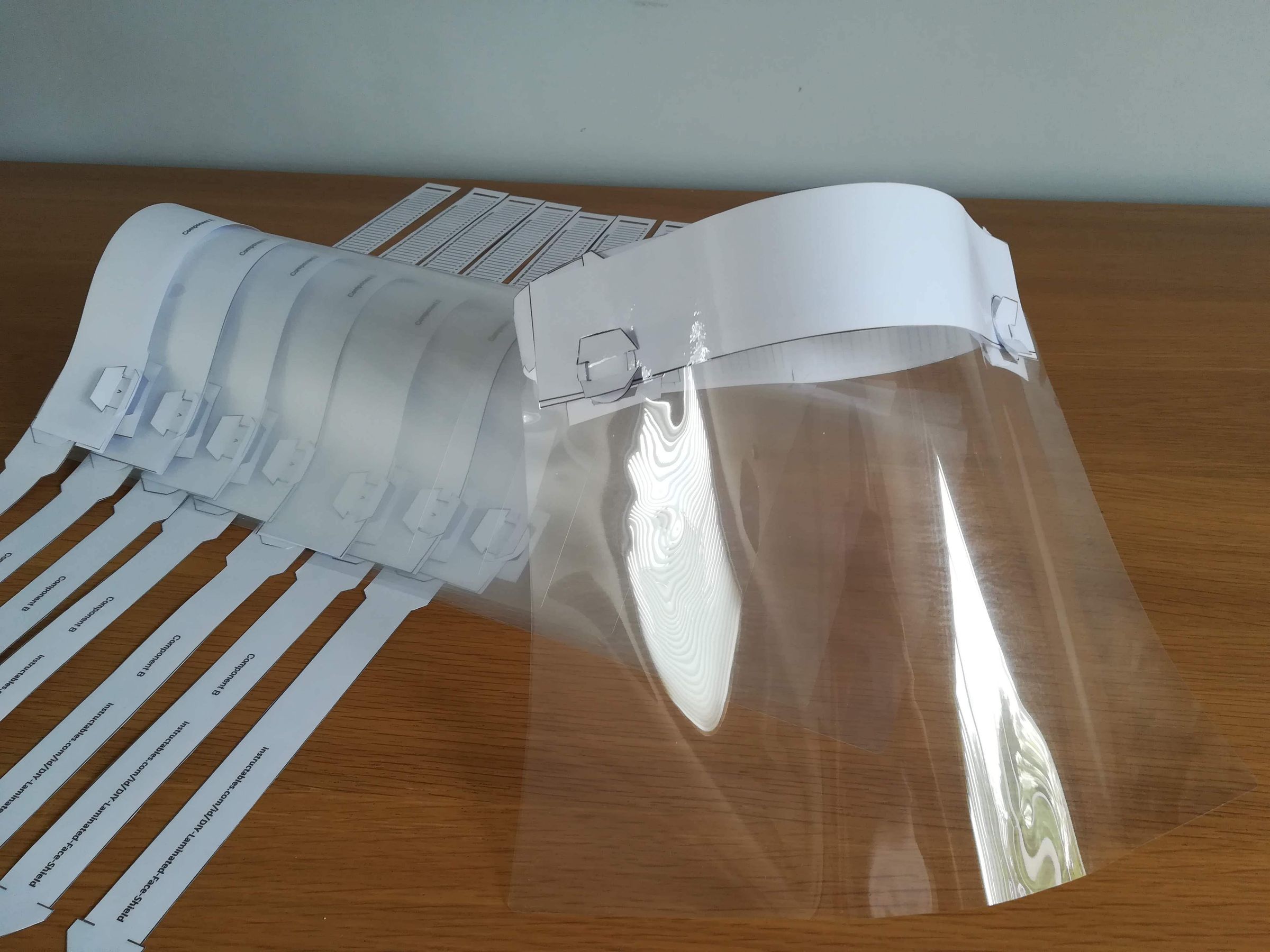 DIY Face Shield - Emergency PPE Made Using an A4 Printer and Laminator ...