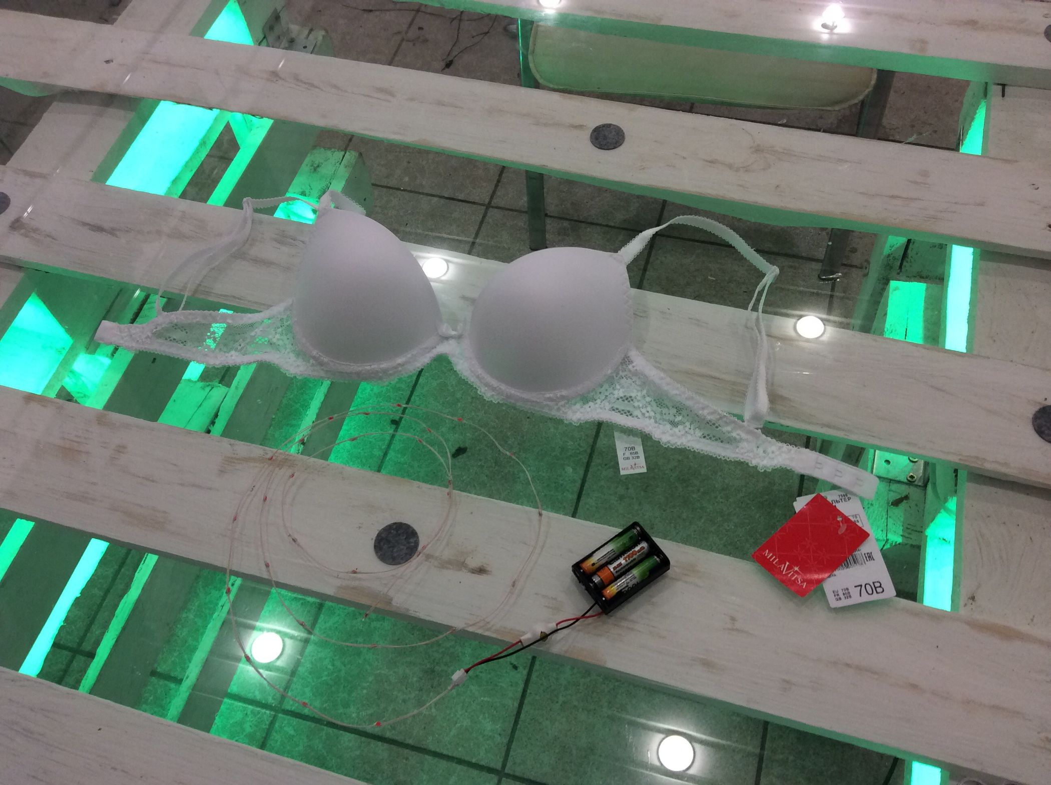 Led Bra : 4 Steps - Instructables
