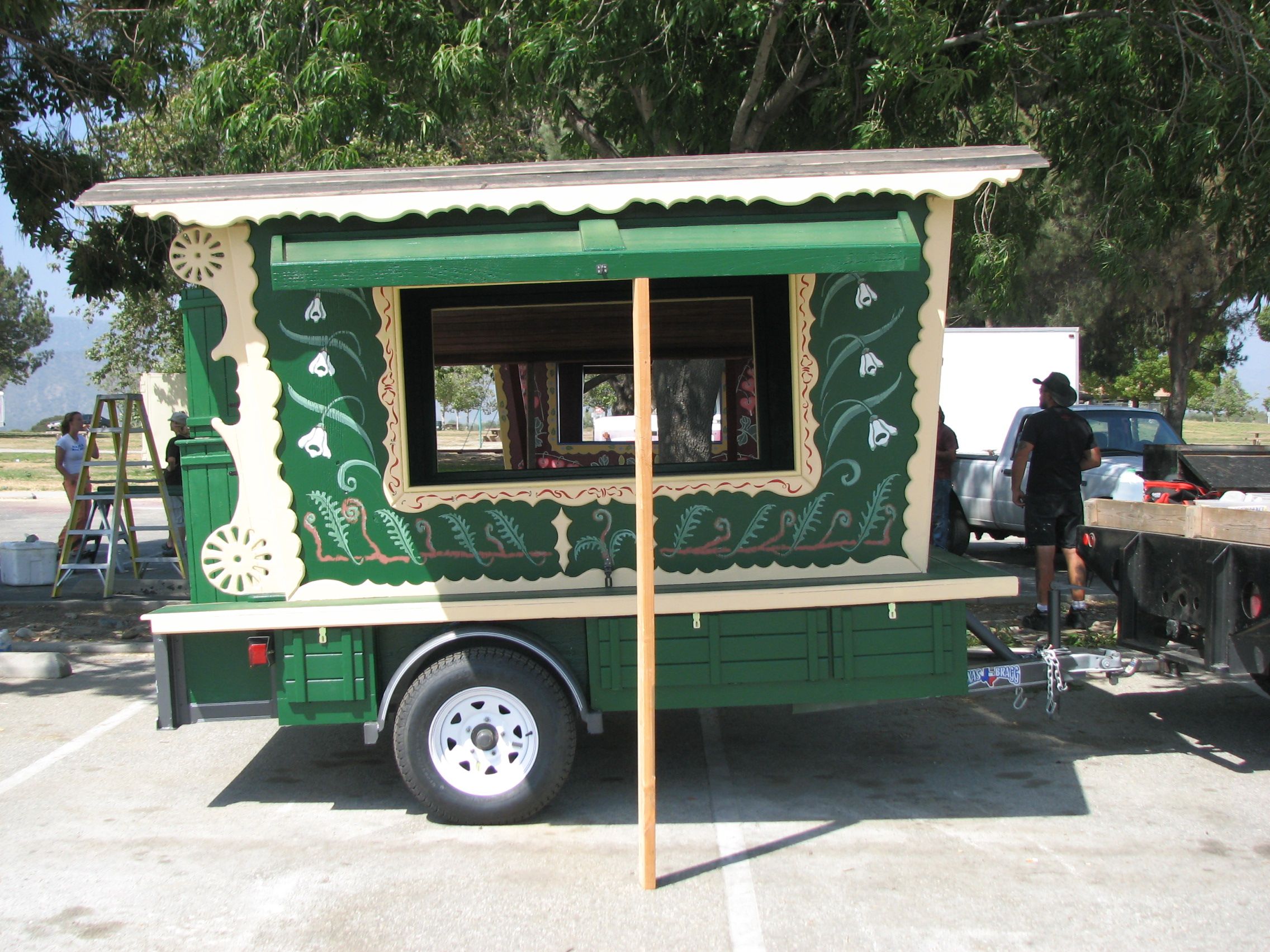 Gypsy Trailers for the Bristol Renaissance Faire (with Pictures ...