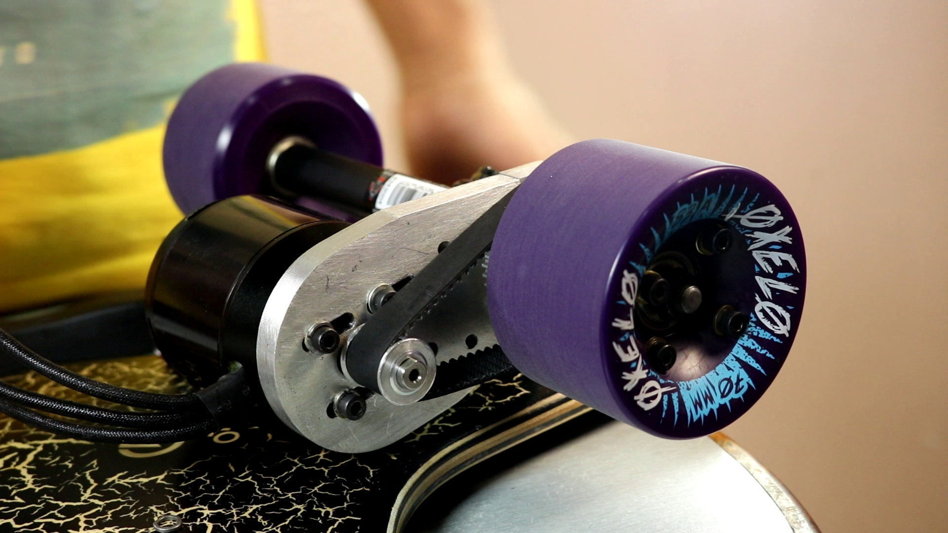 DIY Electric Longboard! : 7 Steps (with Pictures) - Instructables