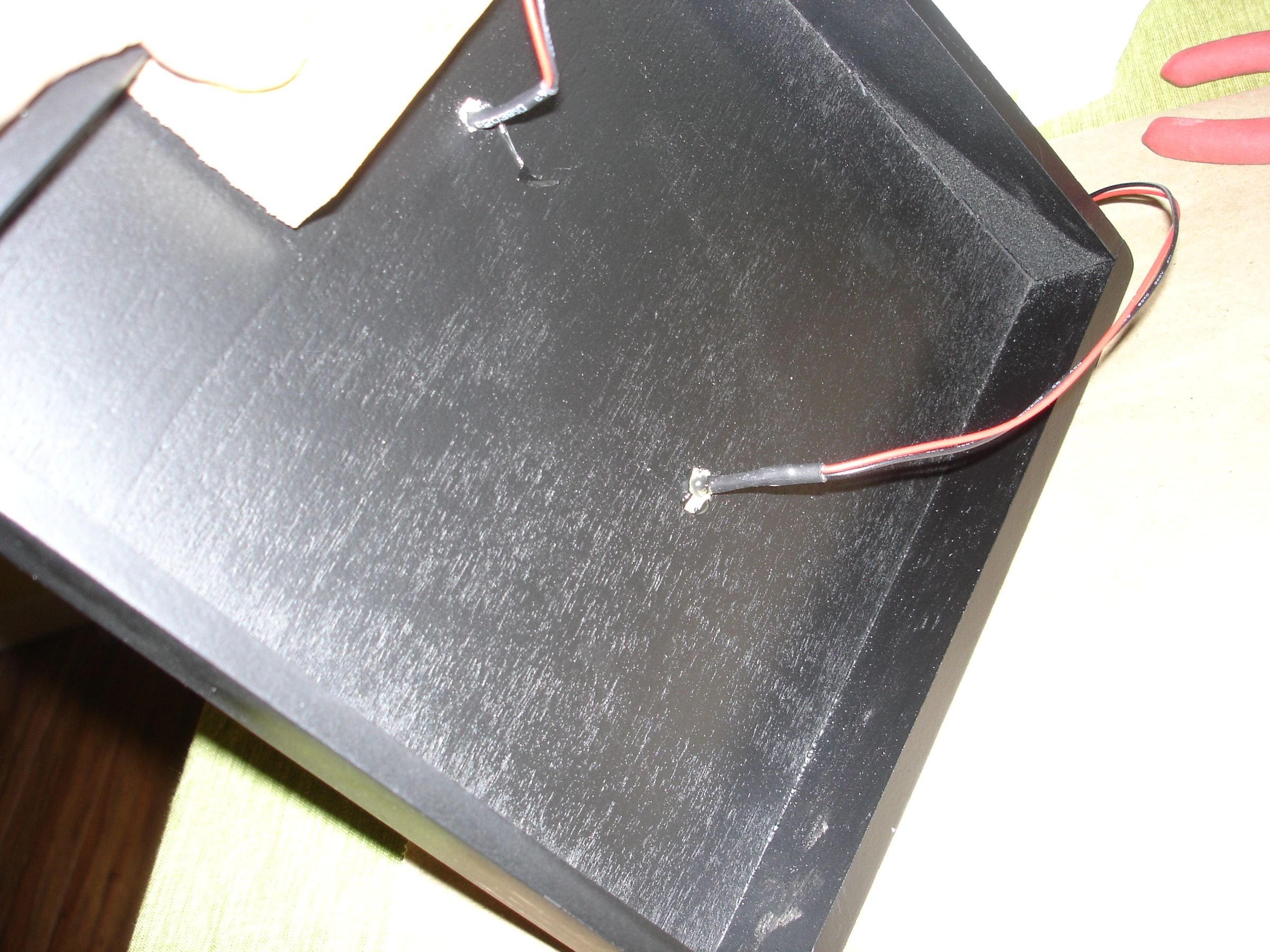 Hanging EL Wire Cassette Display : 4 Steps (with Pictures) - Instructables