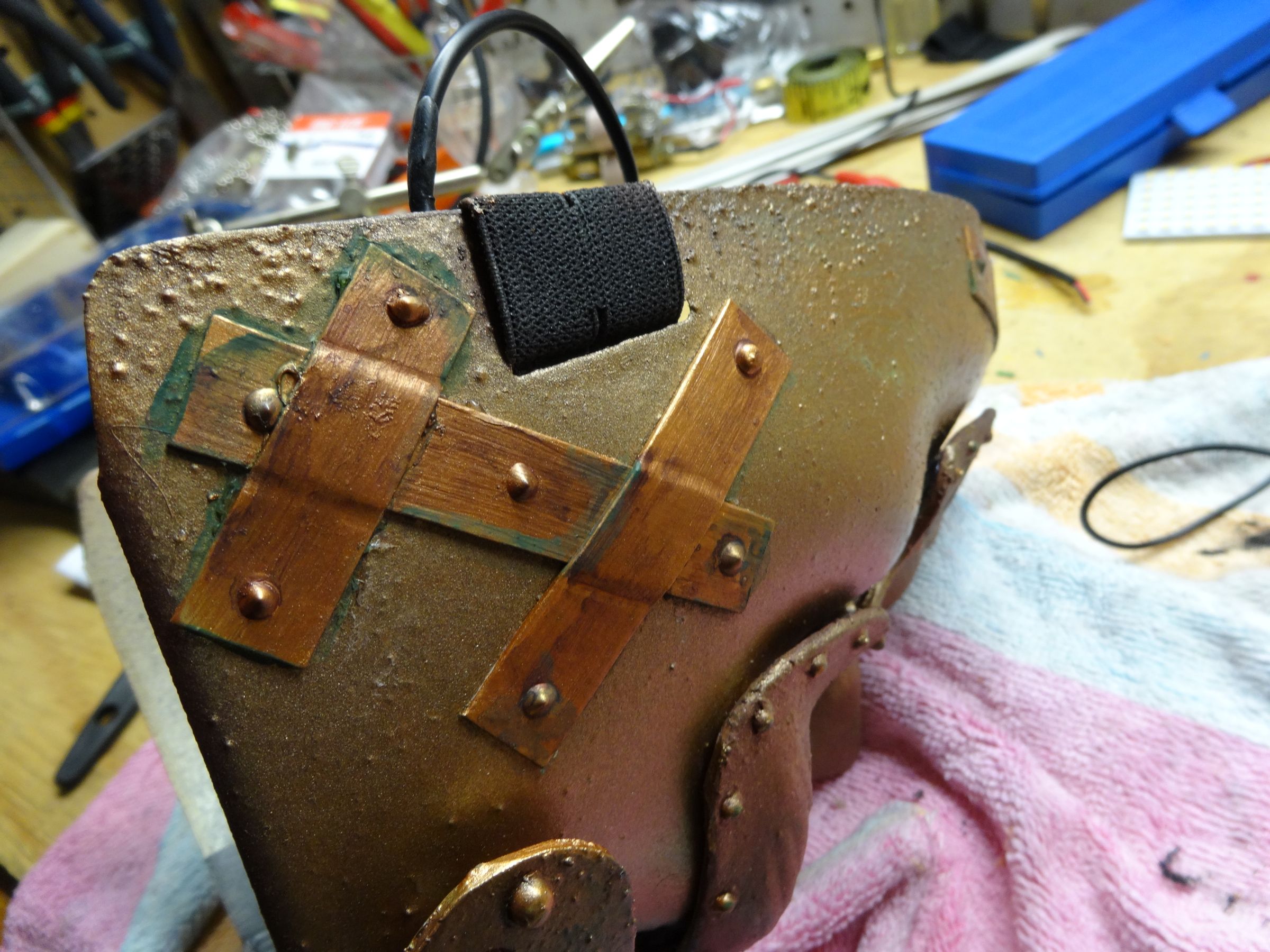 Fake Rivets, Plates and Metal From Paper and Paint : 6 Steps (with ...