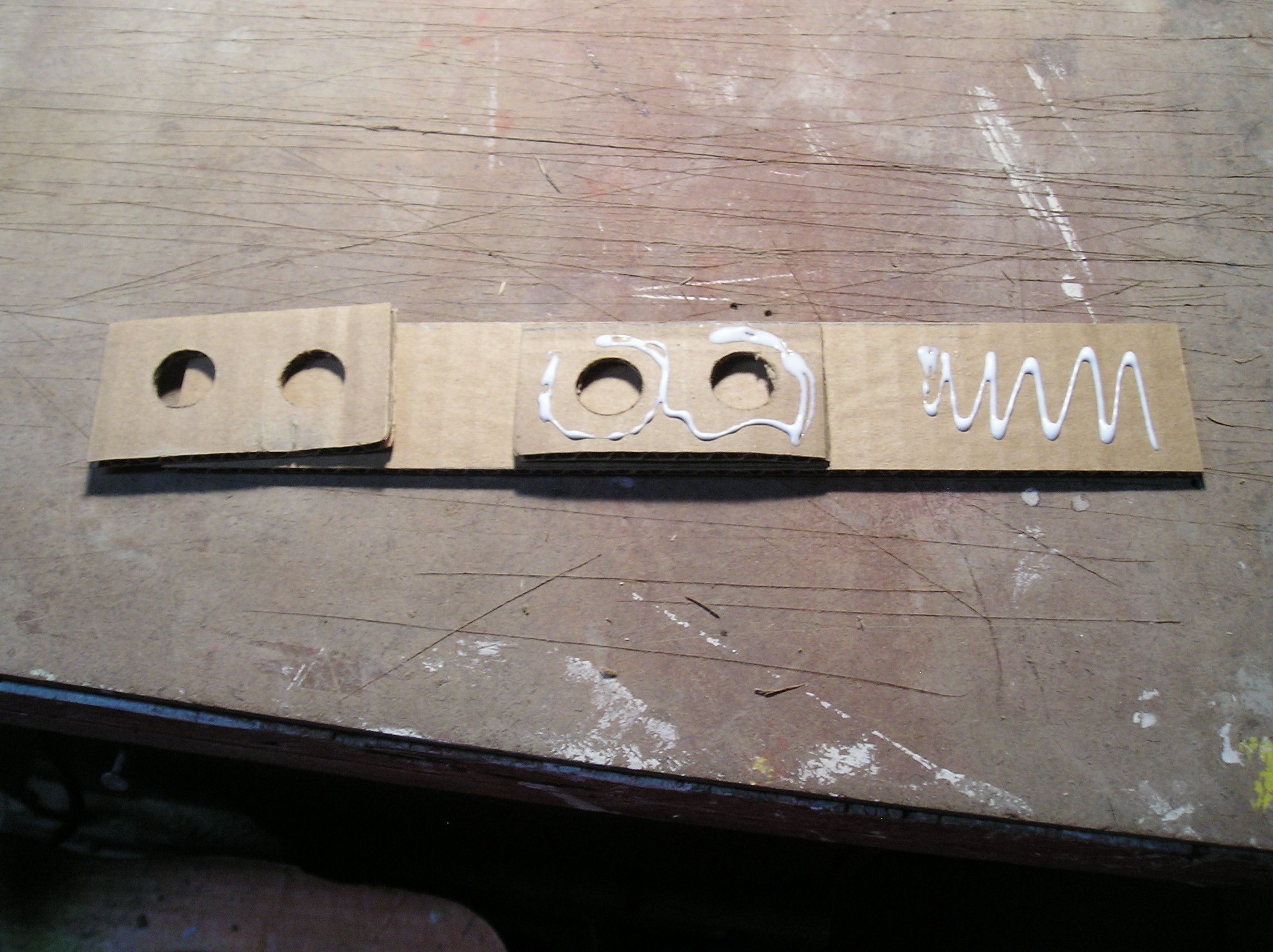 A Belt and Holster Made of Cardboard : 10 Steps - Instructables